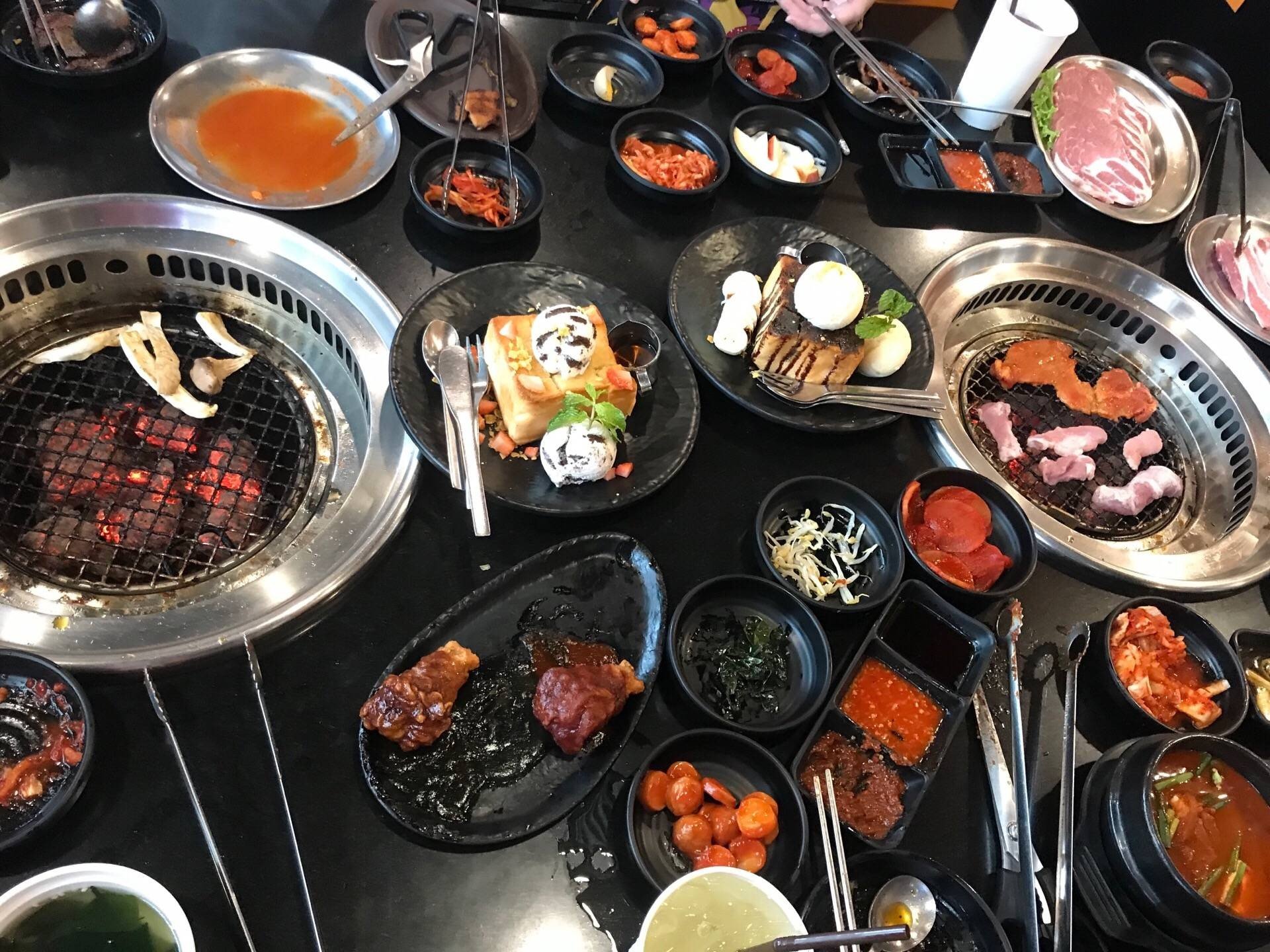 รูป Hongdae BBQ Buffet Siam Square One - Wongnai