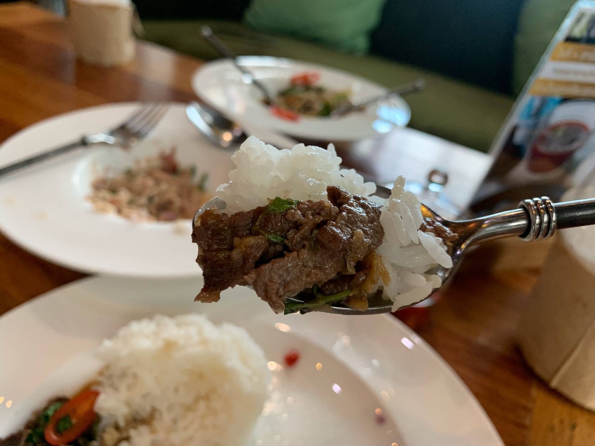 รีวิว Sriracha coffee & more - ร้านเงียบๆ บรรยากาศสงบๆ - Wongnai