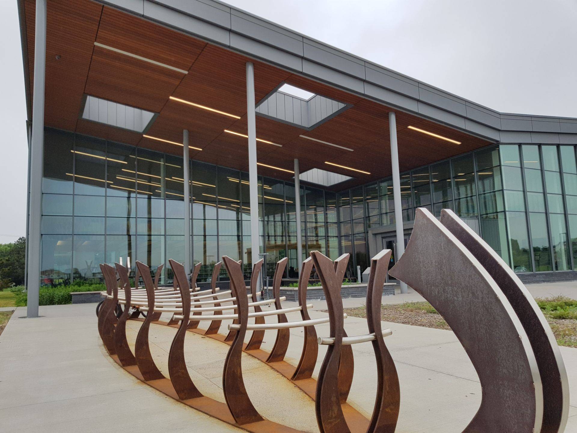 Brooklyn Park Library - รีวิวสถานที่ท่องเที่ยว