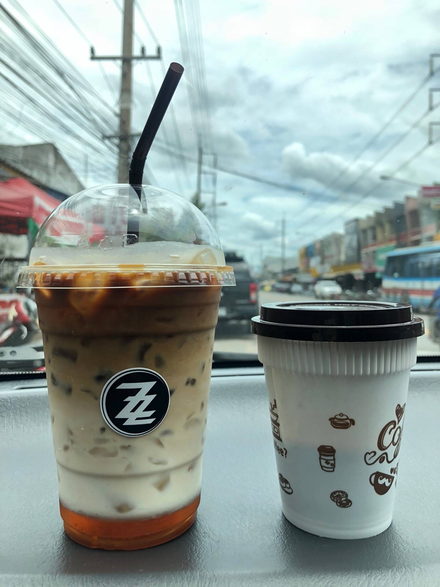 รีวิว zogzag Cafe&book - ร้านกาแฟอินดี้ ขายตามอารมเจ้าของร้าน ราคาไม่แพง