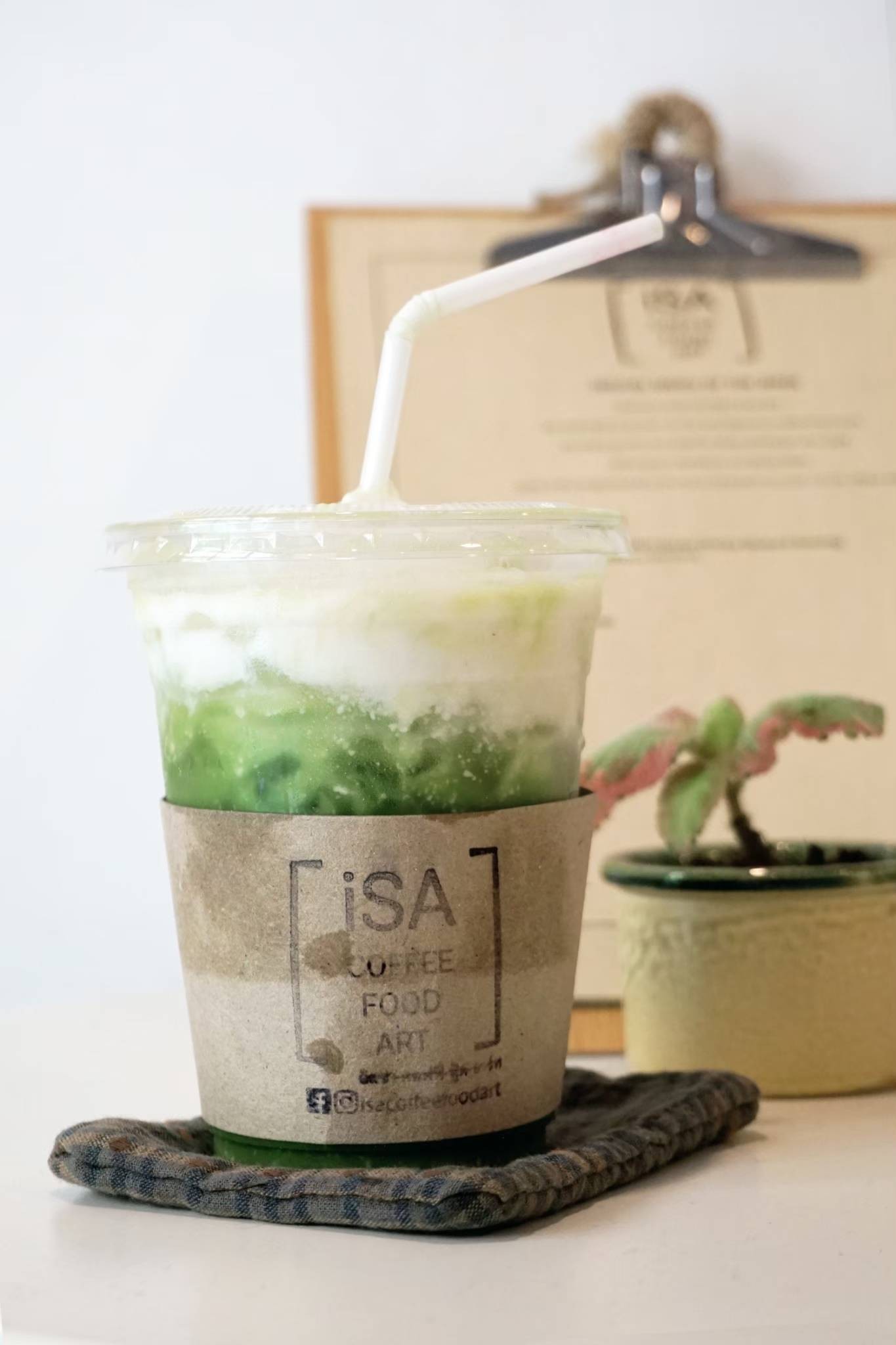 รีวิว Isa Coffee Food Art - อาหารอร่อย บรรยากาศดีงาม