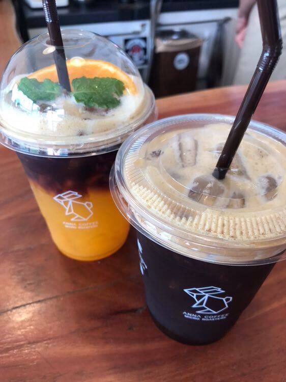 รีวิว Anna Coffee Roasters พิชิตรังสรรค์ - ร้านกาแฟเล็กๆ มีที่นั่ง ...