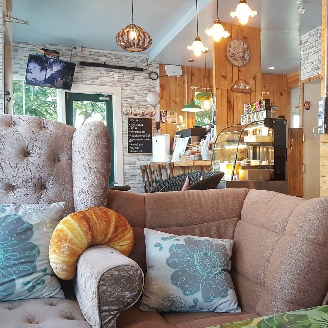 รีวิว La Maison De Cafe' บ้านกาแฟ - อาหารอร่อย กาแฟดีงาม บรรยากาศร้าน ...