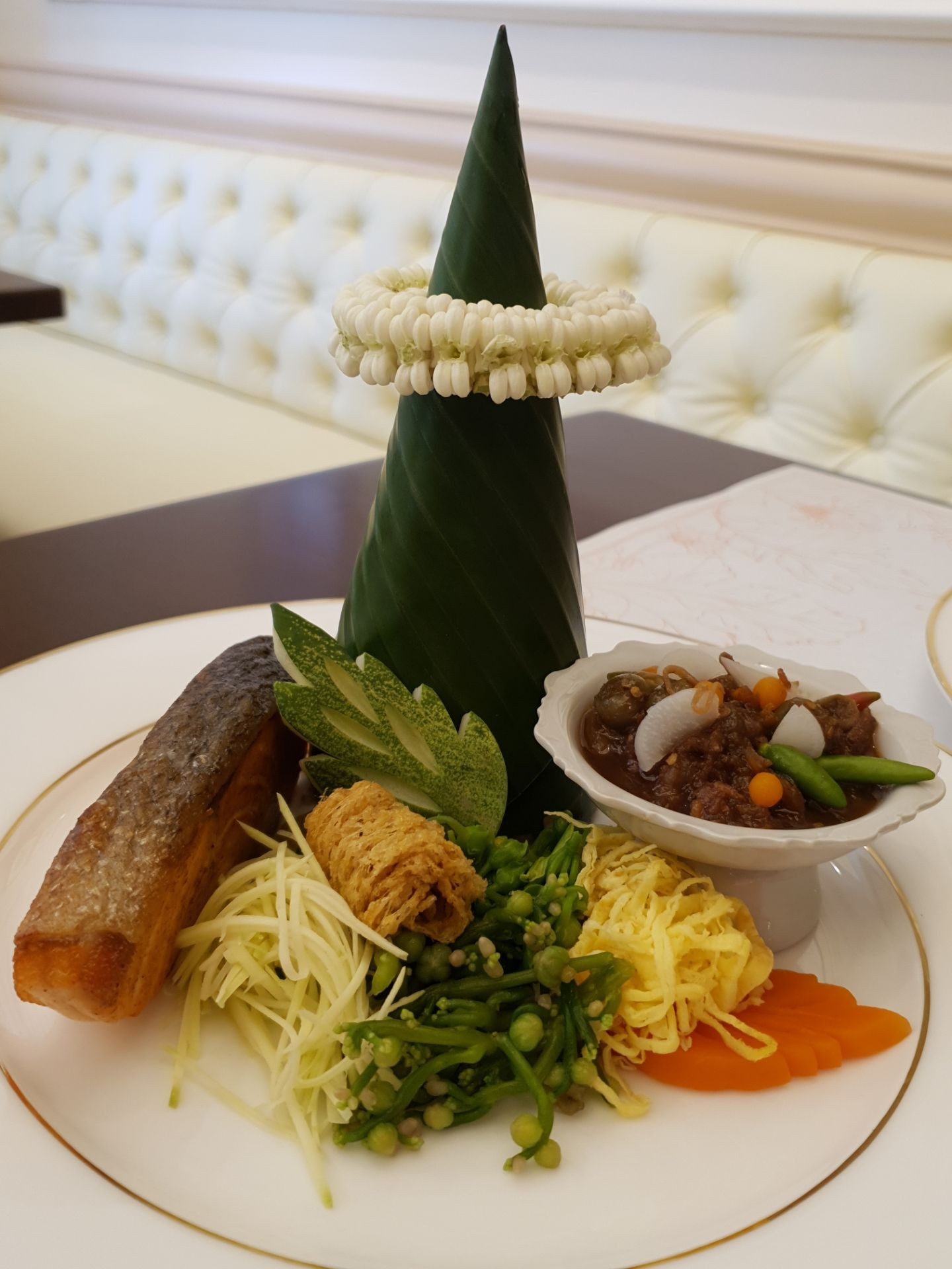 รีวิว บ้านเบญจมาศ อารีย์ | Benchamas Ari - ร้านอาหารไทยชาววัง รสชาติดี ...
