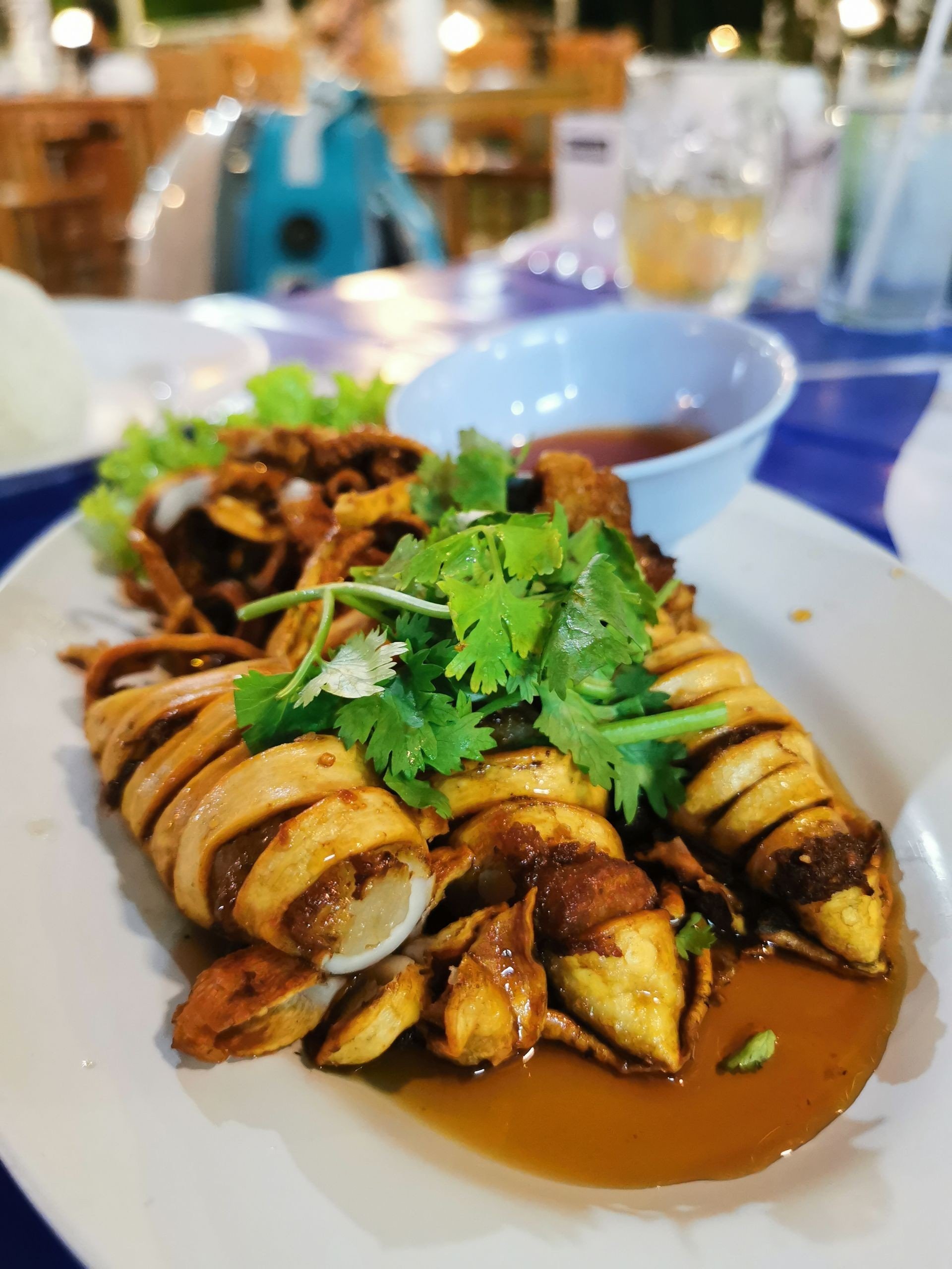 ปลาหมึกไข่แดดเดียว • เหนียว!! เมื่อยกราม ร้าน วิวทะเลซีฟู้ด ชะอำ