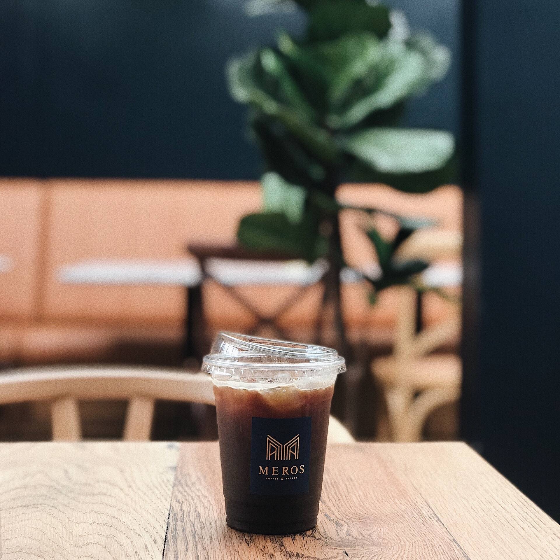 Americano ร้าน MEROS Coffee & Eatery