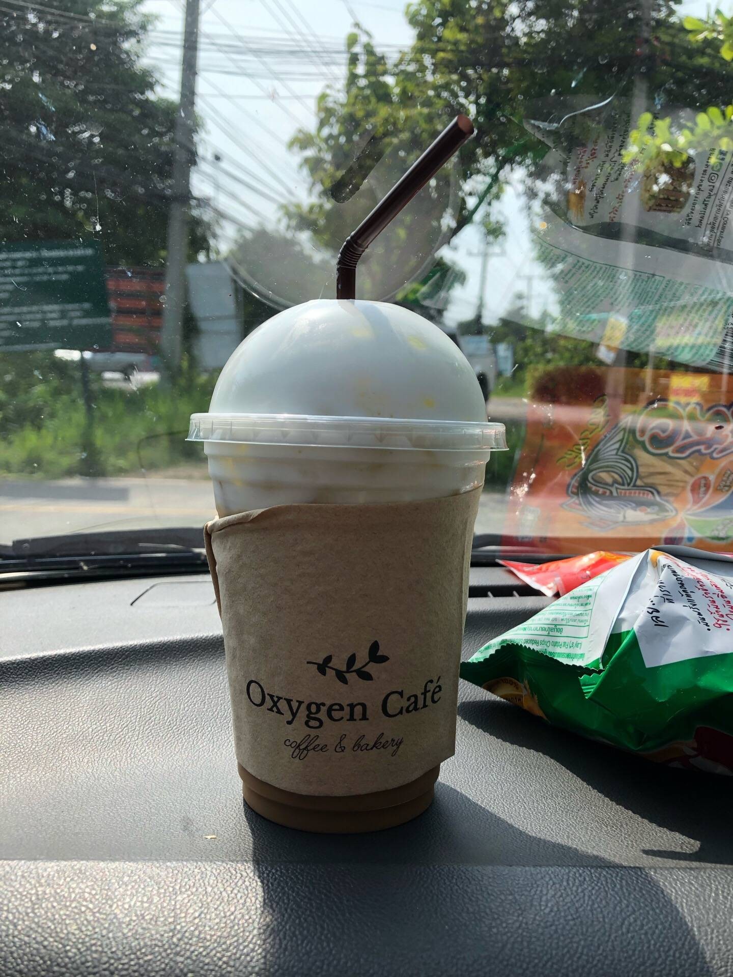 คาปูชิโนเย็น ร้าน Oxygen Cafe