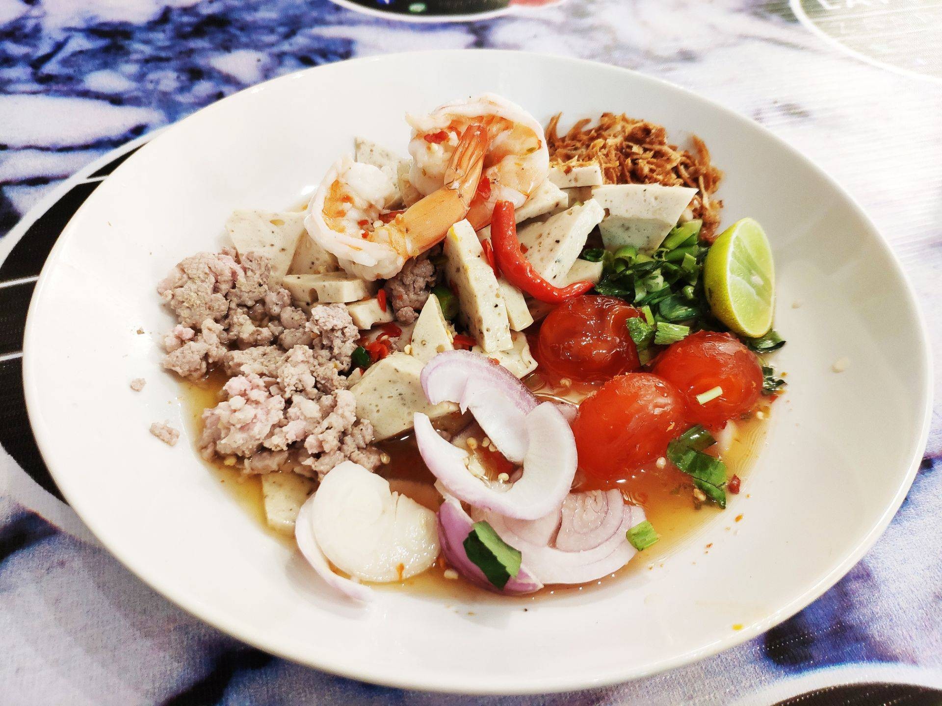 ดีลส่วนลดพิเศษร้าน La YUM ZAAP Hatyai รับฟรี! ยำหมูยอหรือยำไส้กรอกไก่ ...