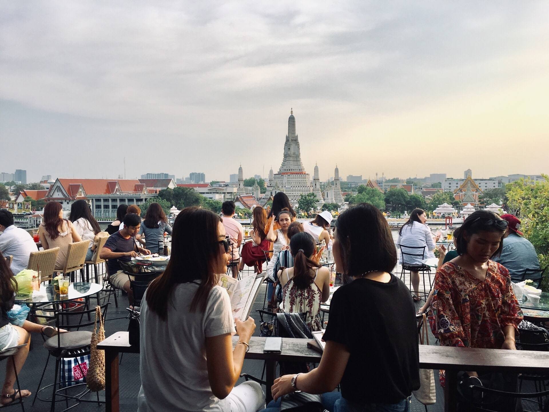 รีวิว Eagle Nest Bar - Amazing Rooftop bar