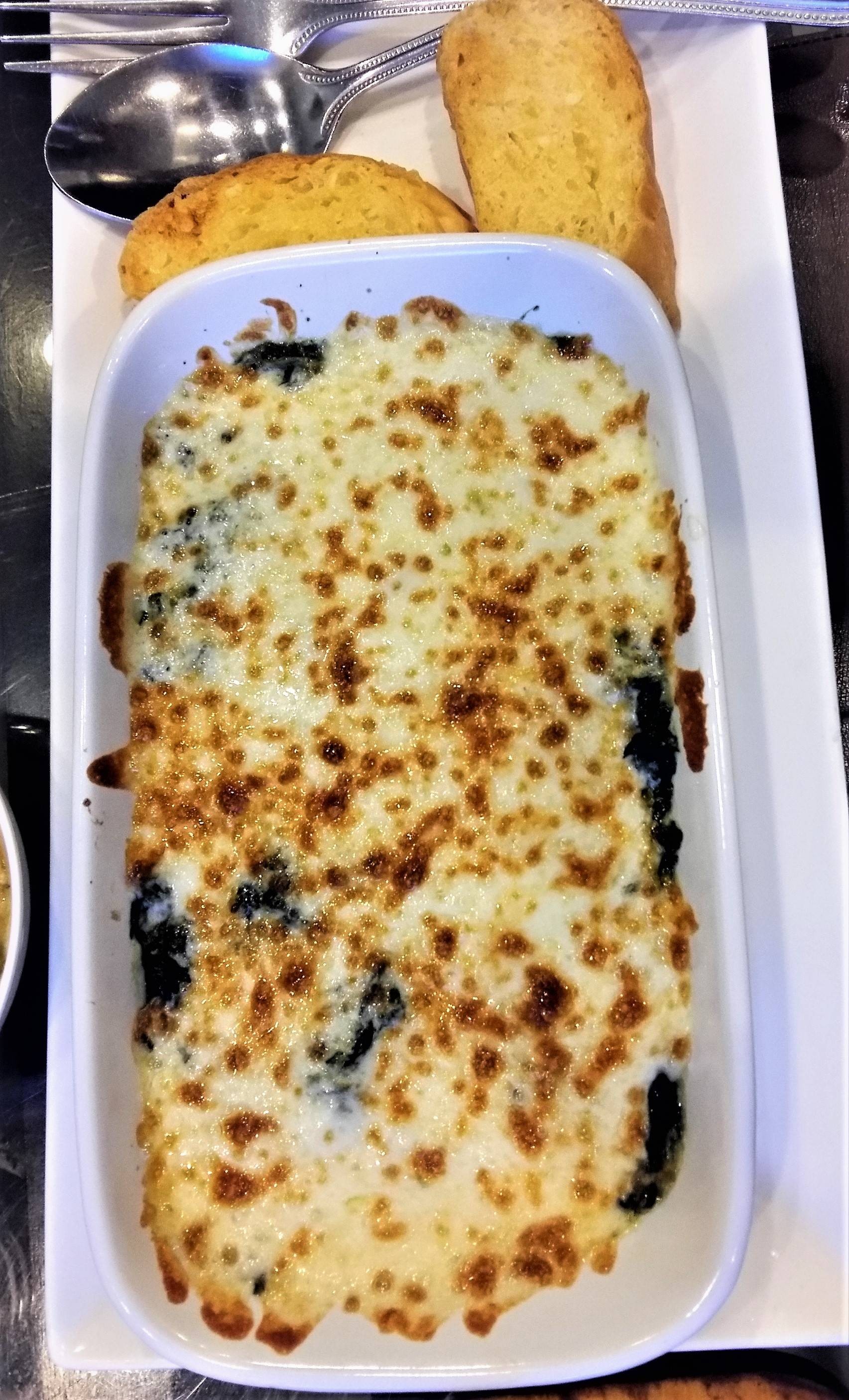 ผักโขมอบชีส ร้าน Ploen Restaurant