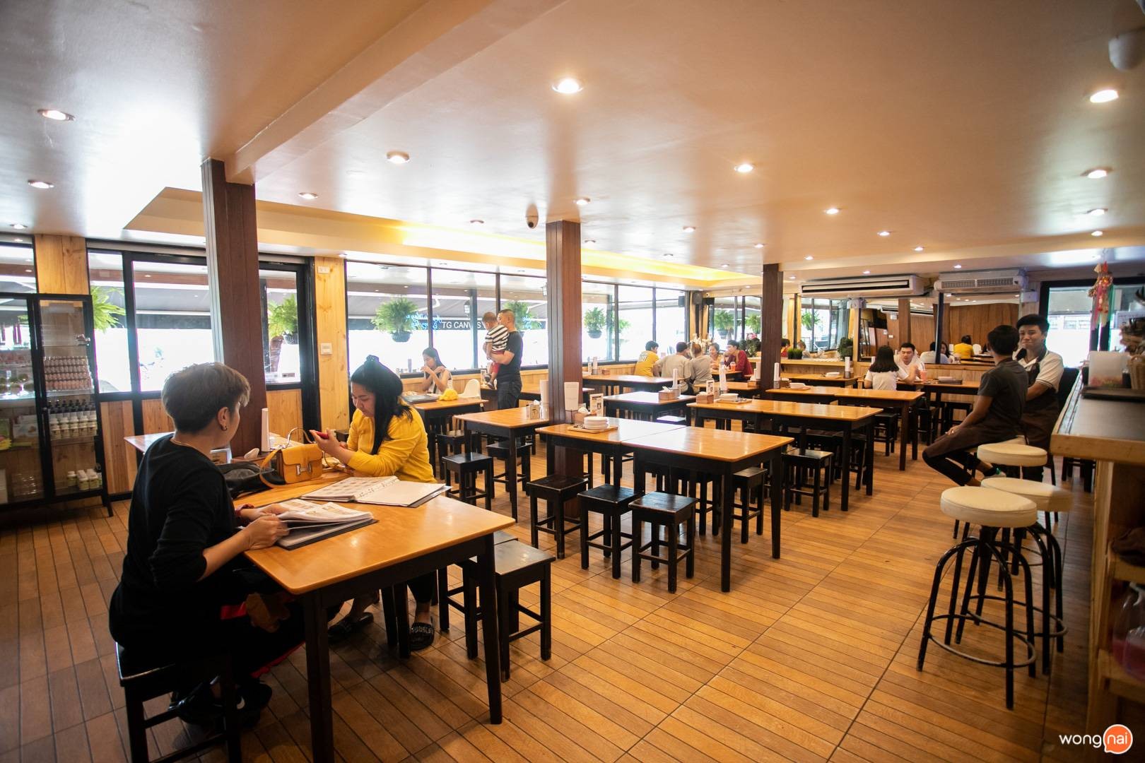 “Satang” ร้านขนมอยุธยา ครบครันทั้งคาวและหวาน มุมถ่ายรูปเพียบ!