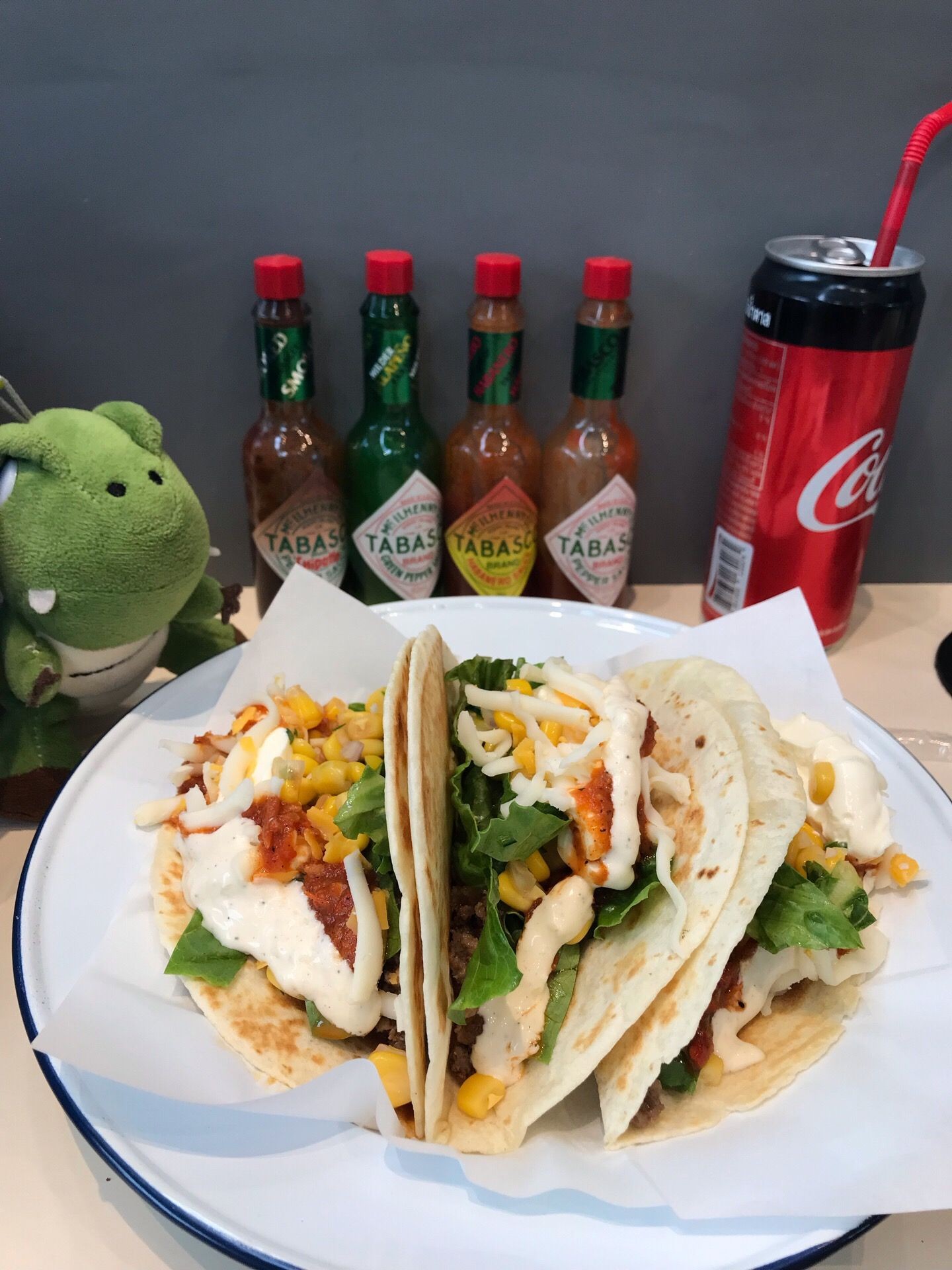 รีวิว Bowlito สาทรสแควร์ - Ground beef tacos