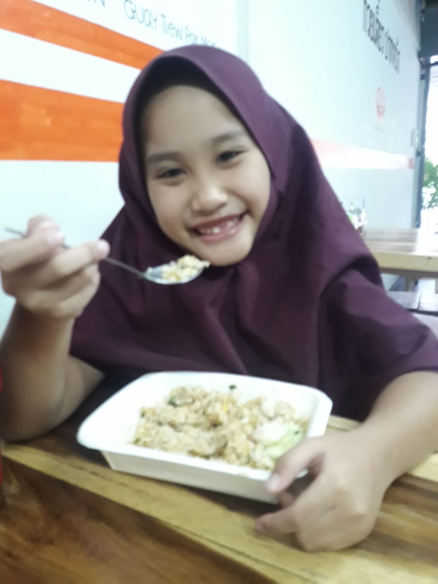 รีวิว MAHDEE / HALAL ม๊ะห์ดี ฮาลาล @จันทน์44 - น่าทาน..มาาาาก เนื้อแน่ๆเต็มคำ