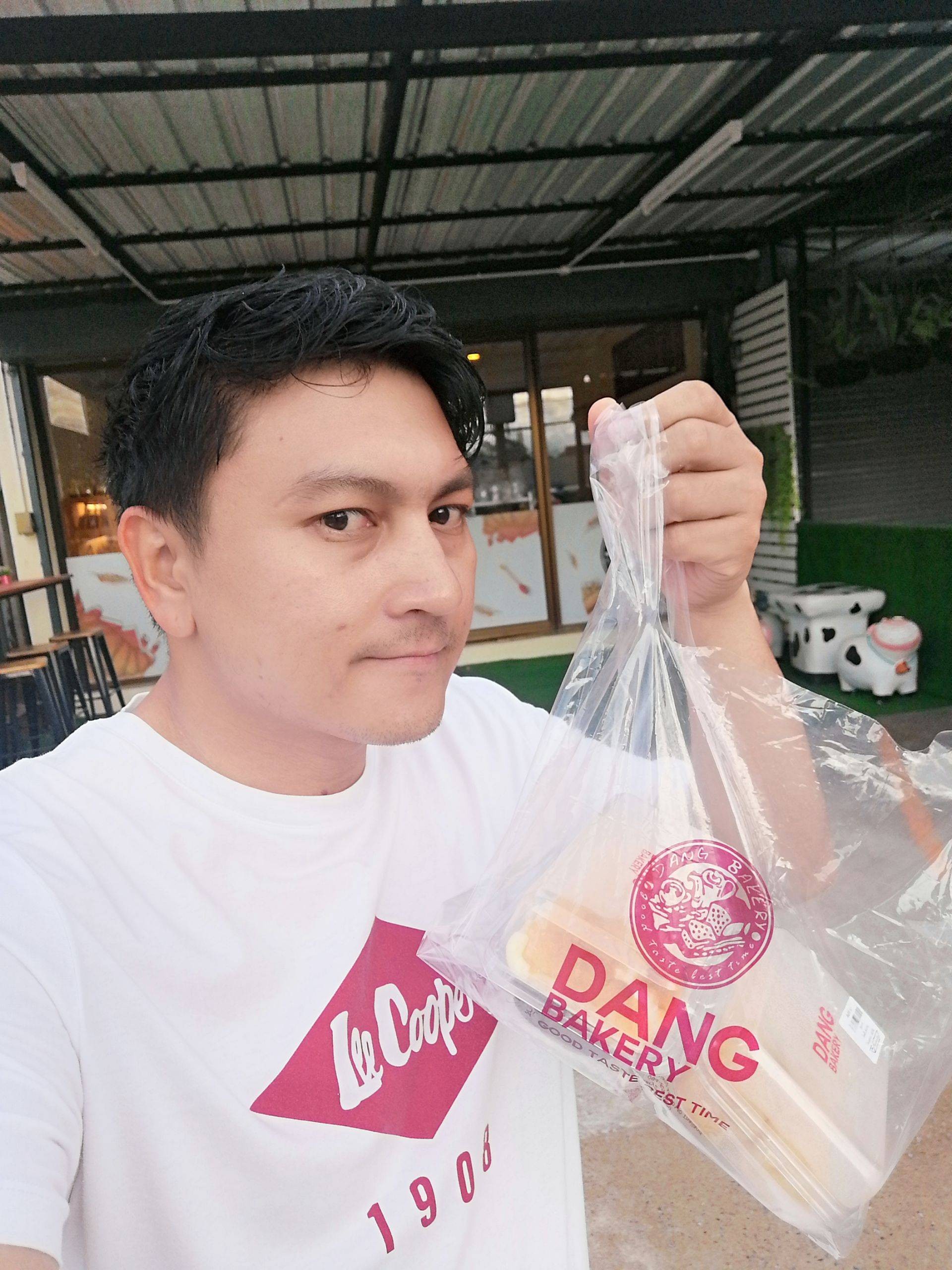 รีวิว Dang Bakery - ร้านแดงเบเกอรี่สาขาใหม่