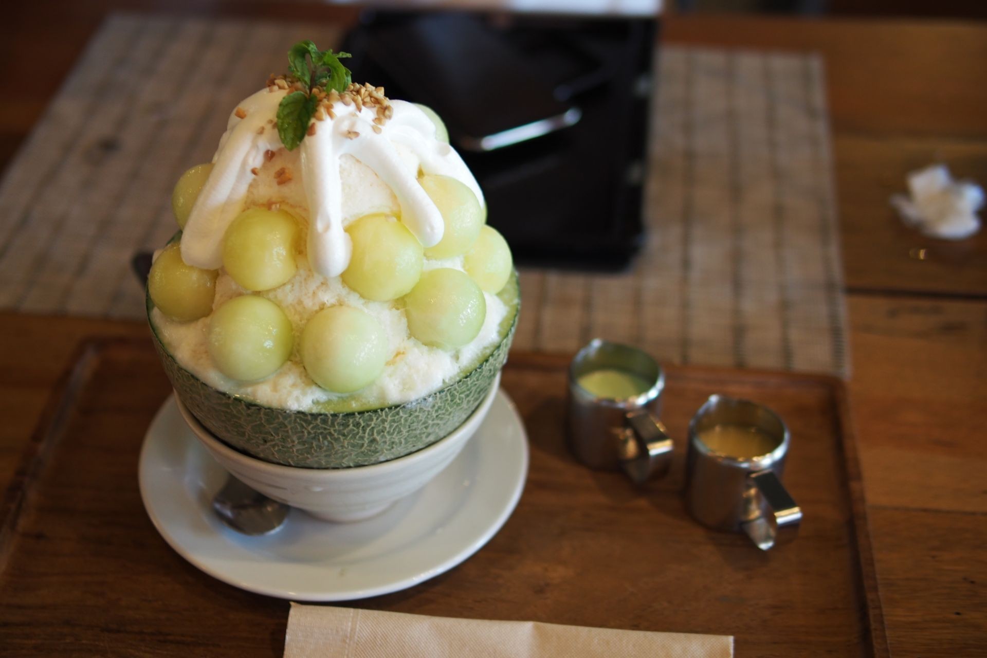 รีวิว Melon Cafe Melon JJ Farm - รสชาติอาหารดีมากสมราคาอยู่ บิงซูอร่อยมาก แต่เมนูน้ำปรับปรุงค่ะ ...