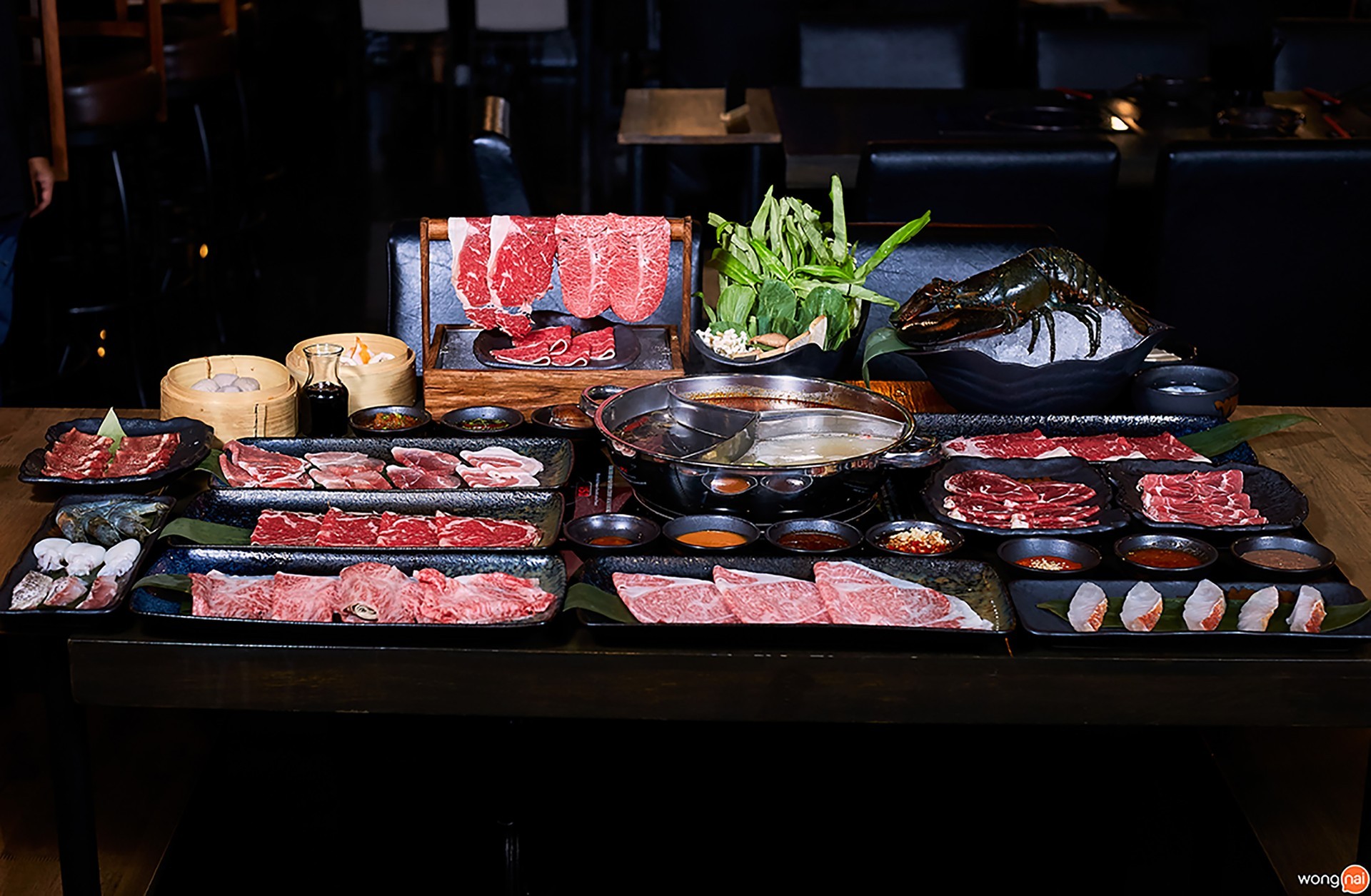 Mrs.Wu ร้านชาบูสะท้านวงการ ซุปสูตรใหม่และวัตถุดิบเกรดพรีเมียม - Wongnai