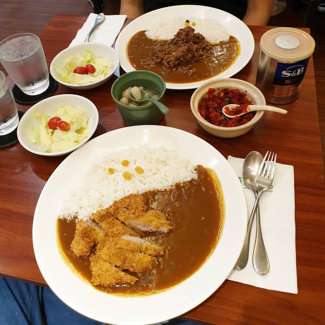 ข้าวแกงกะหรี่หมูติดมันชุบแป้งทอด • อันนี้แหละทีเด็ด ร้าน Aoringo ...