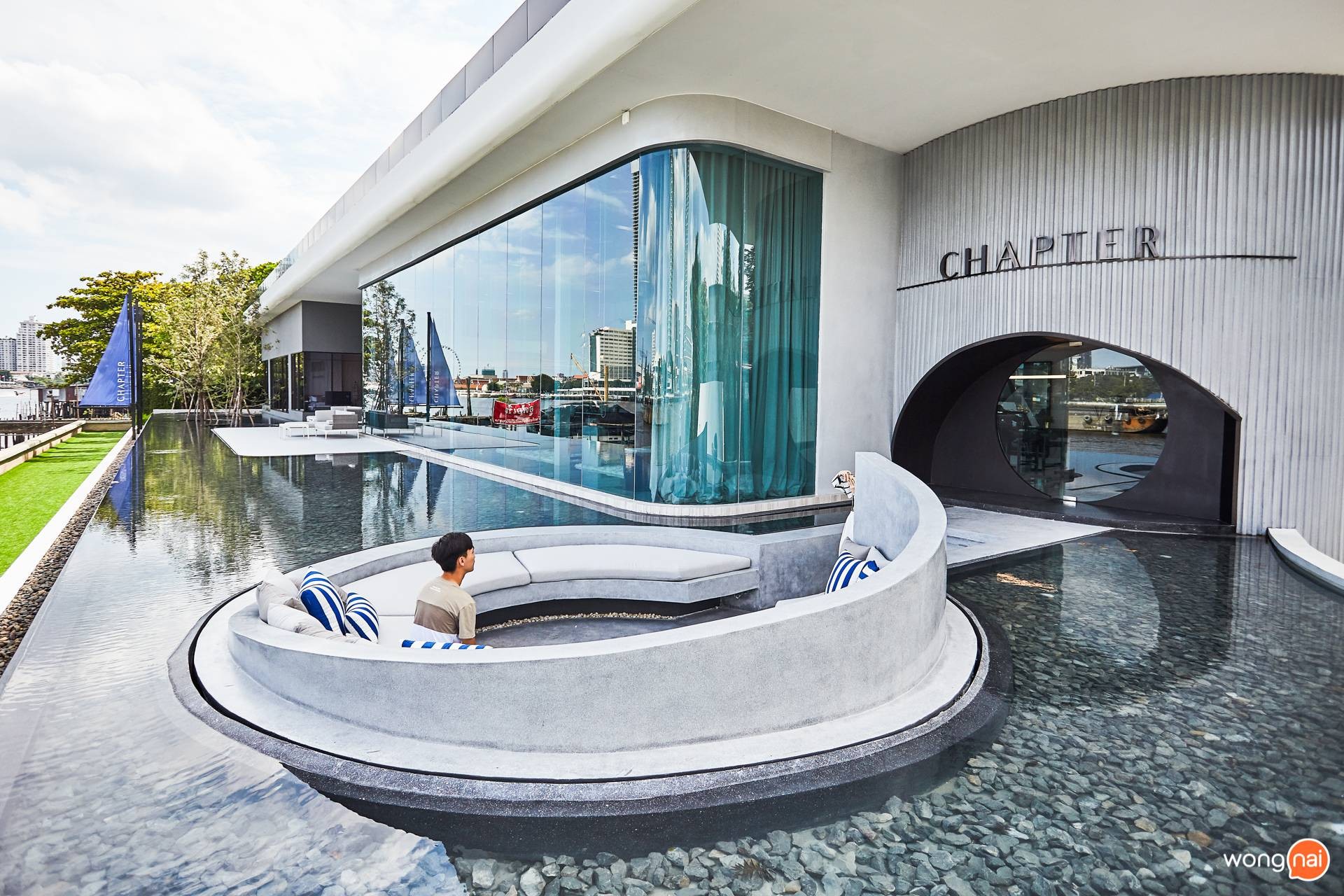 CHAPTER CAFÉ คาเฟ่เปิดใหม่เจริญนคร วิวสวย เครื่องดื่มไม่จำเจ!