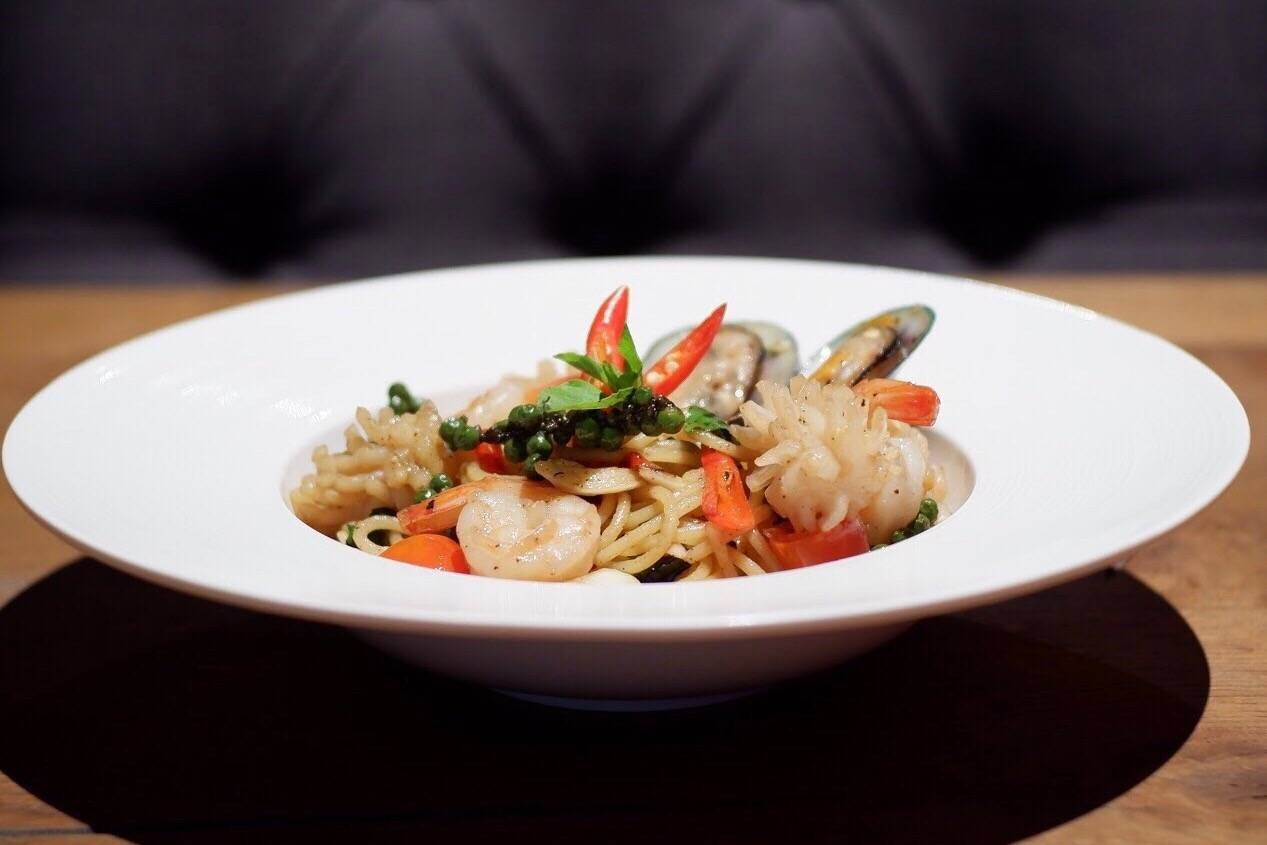 The Lab Bar & Restaurant - สั่งอาหารเดลิเวอรี | Wongnai x LINE MAN