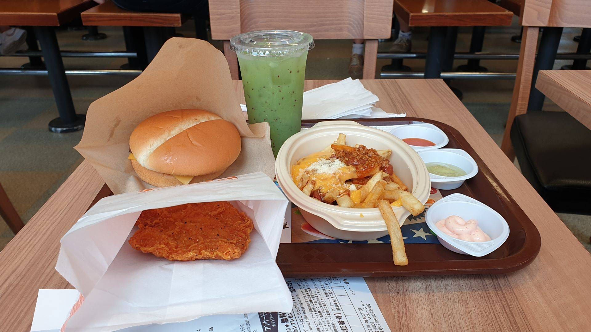 รีวิว Wendy's First Kitchen - เห็นคนเยอะเลยลองมาทานดูค่ะ