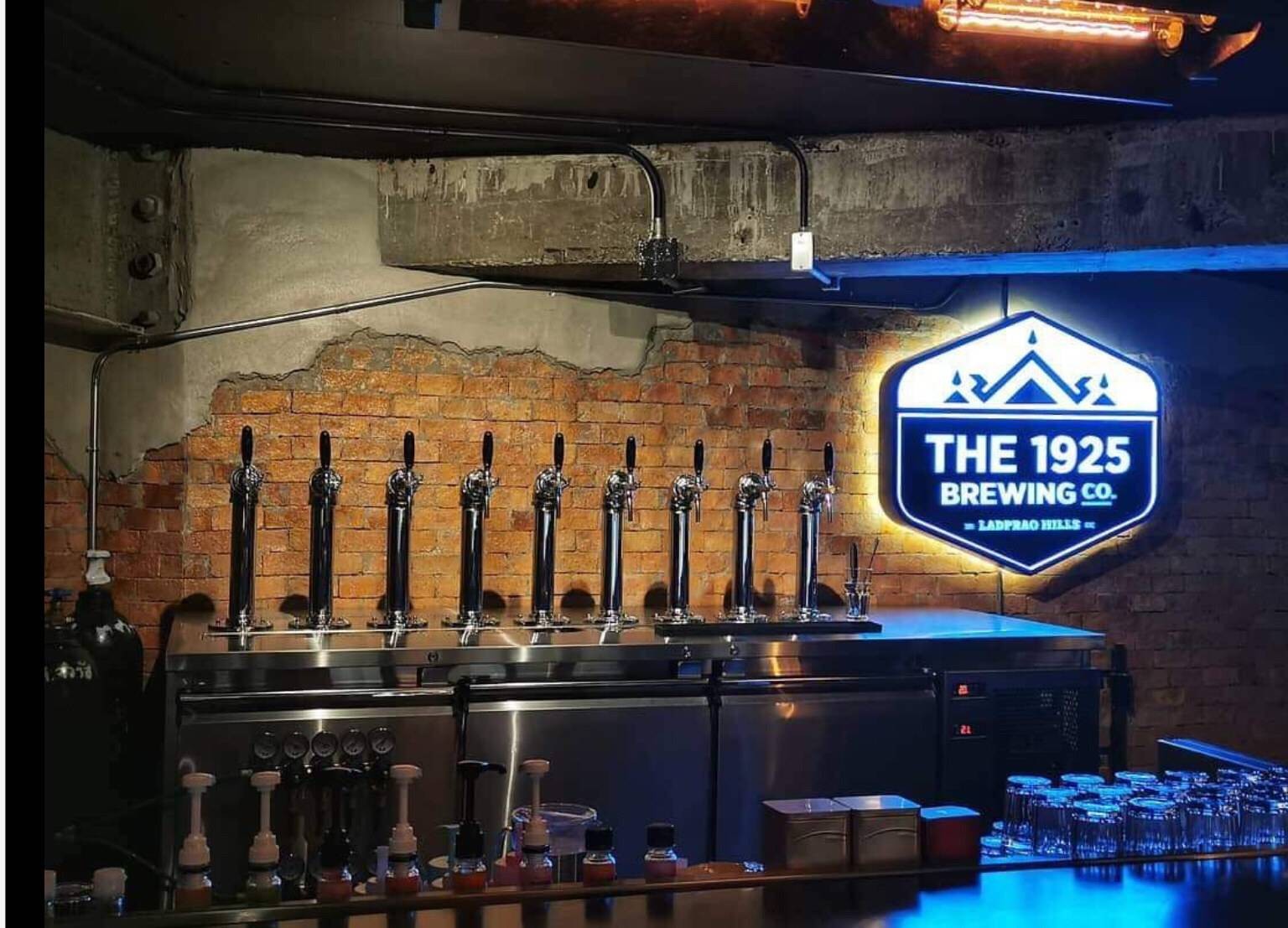 ร้าน The 1925 Brewing Co. @ Ladprao Hills (The 1925 Brewing Co ...