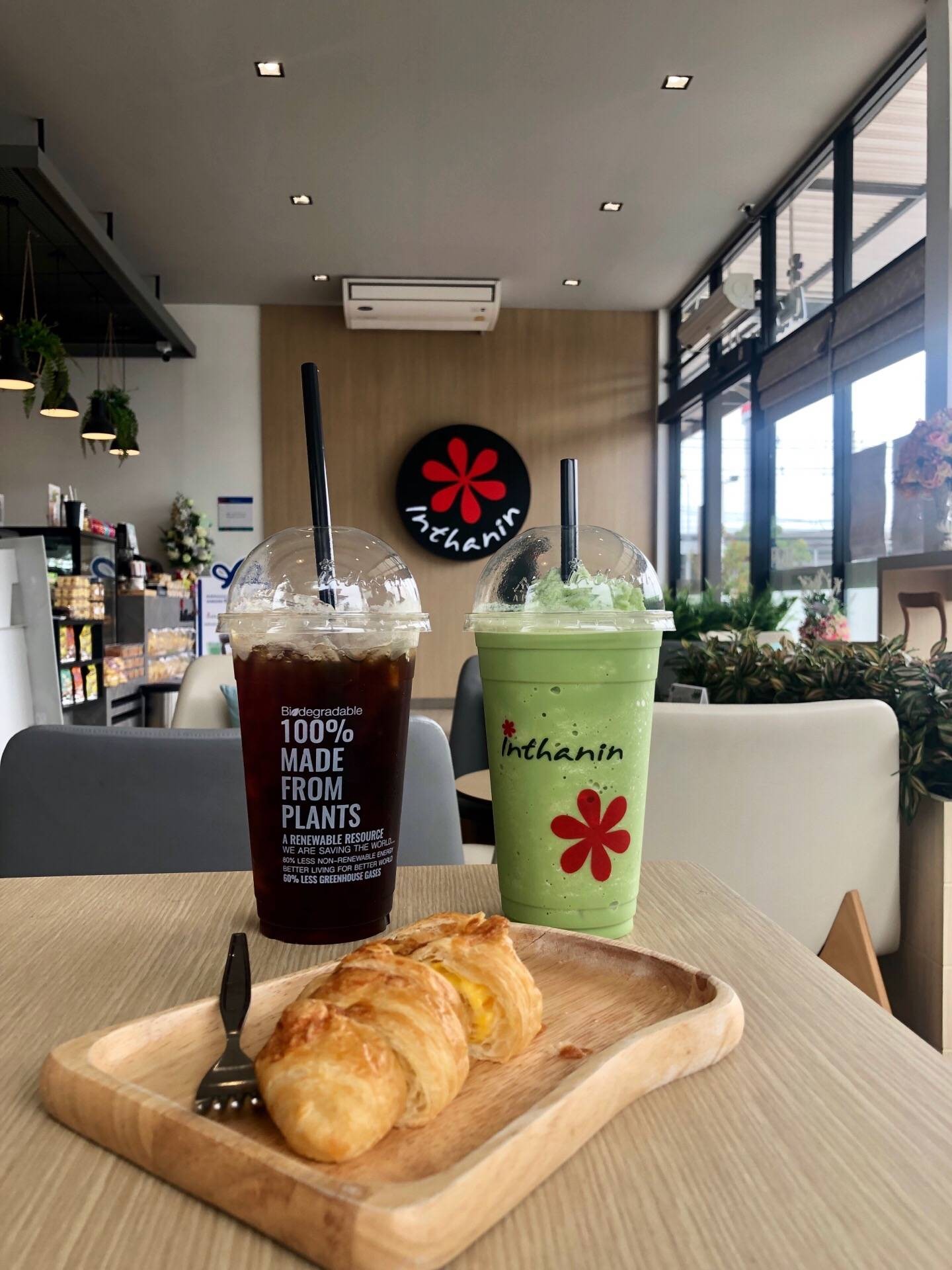 ร้าน Inthanin Coffee ตรงขาออกเลยตลาดเซฟวัน | รีวิวร้านอาหาร