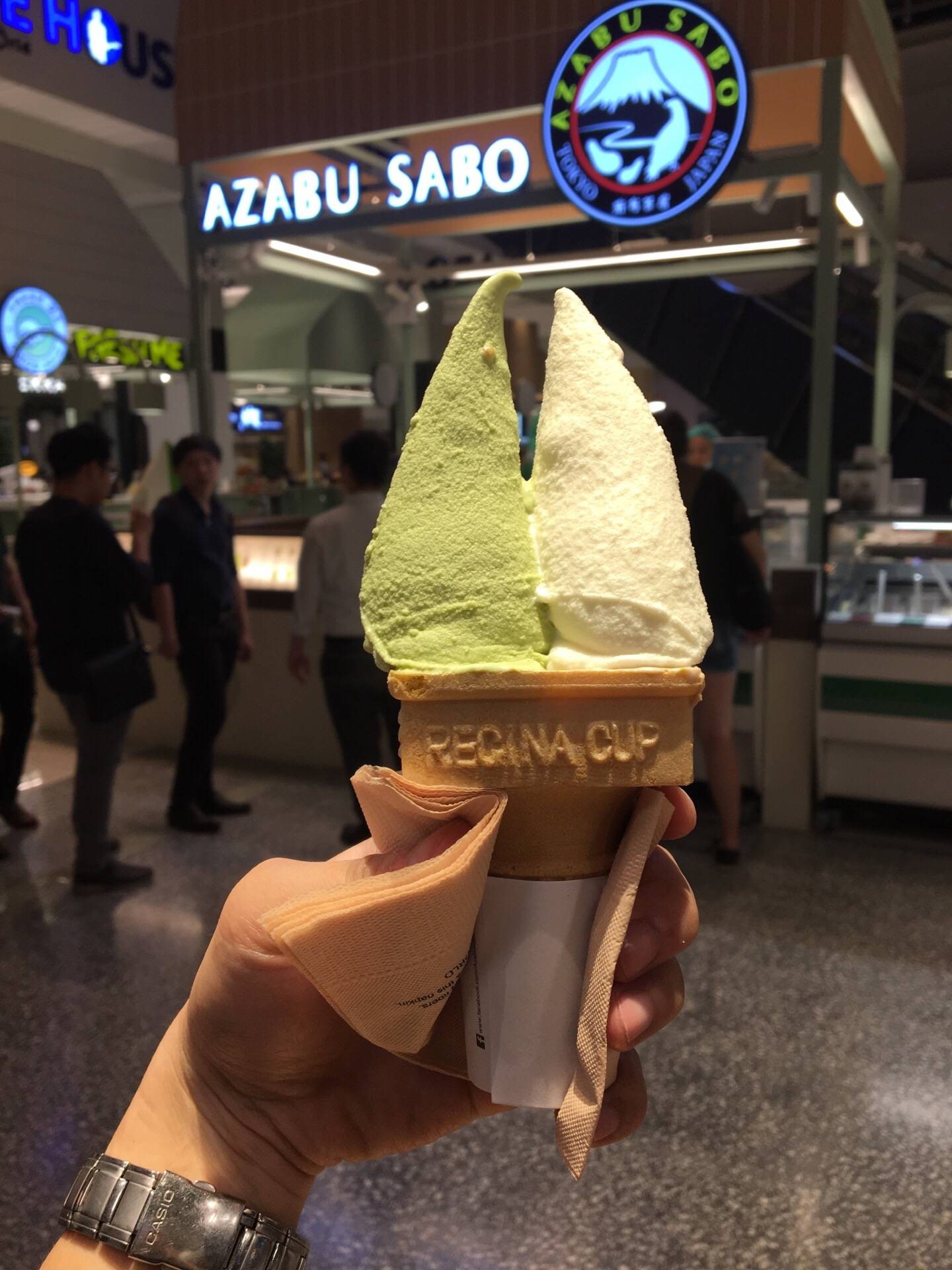 รีวิว Azabu Sabo เซ็นทรัลพลาซ่า ลาดพร้าว - ไอติมสุดเจ้มจ้น!