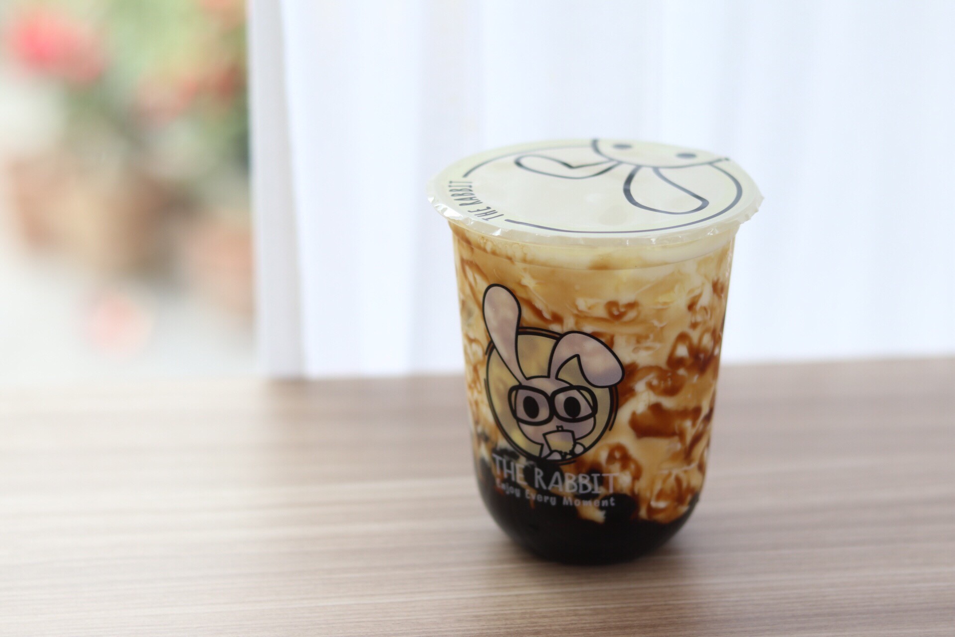 รูป The Rabbit Boba Milk Tea Bar