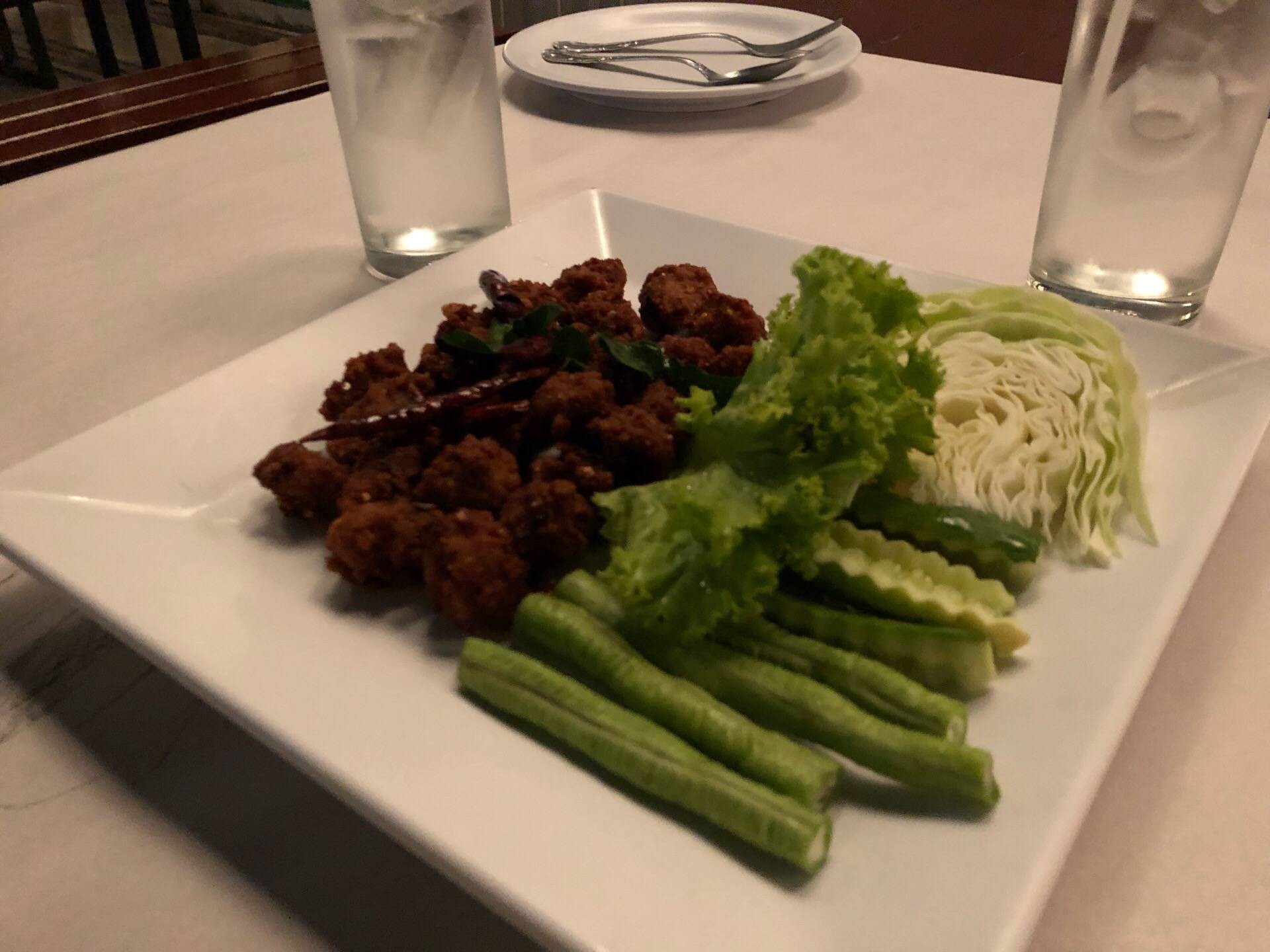 รีวิว SORTREL Sathorn นราธิวาสราชนครินทร์ 17 - เรียกว่าร้านประจำเลยดี ...