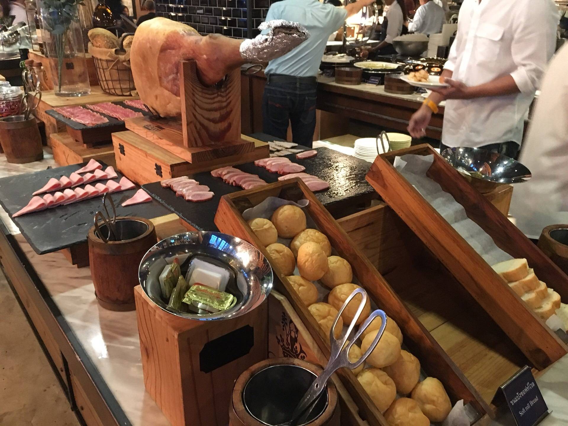 รีวิว Copper Beyond Buffet เดอะเซ้นส์ ปิ่นเกล้า - อย่าตกเป็นเหยื่อของ ...