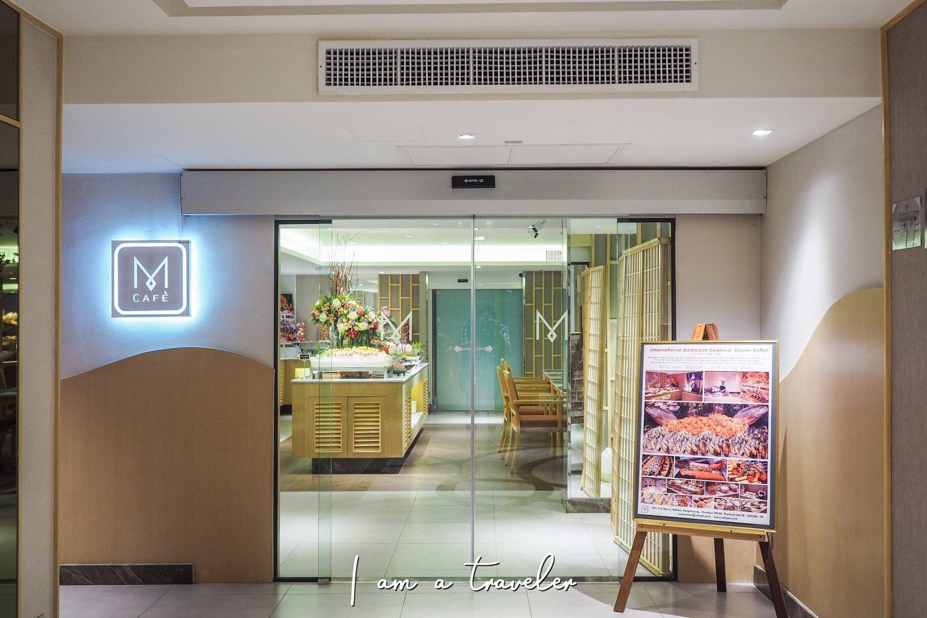 รีวิว M Cafe (M Pattaya hotel) - seafood dinner buffet ในโรงแรม