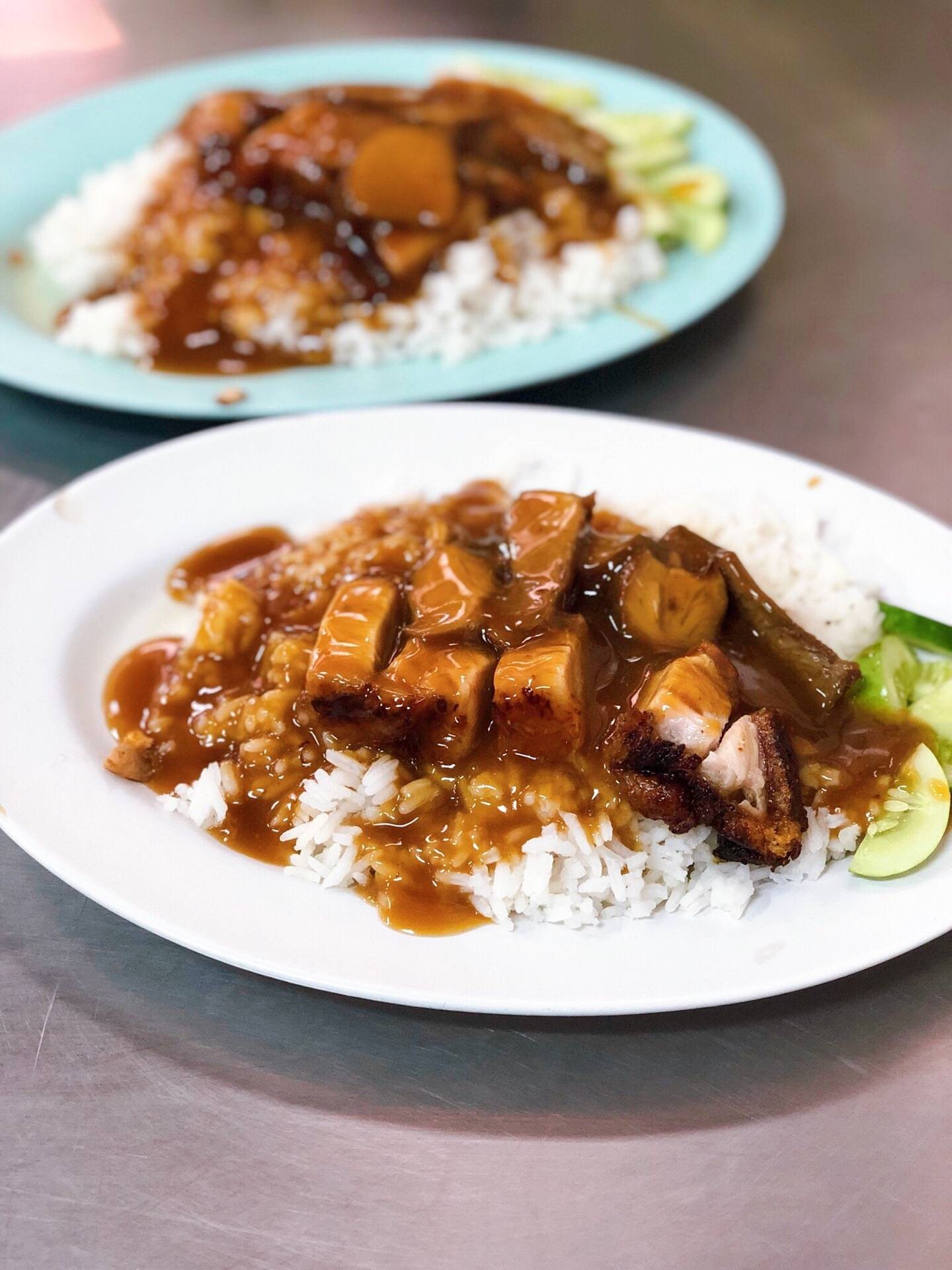ข้าวหมูกรอบ พิเศษ ร้าน หมูกรอบนายไซ ประชาชื่น