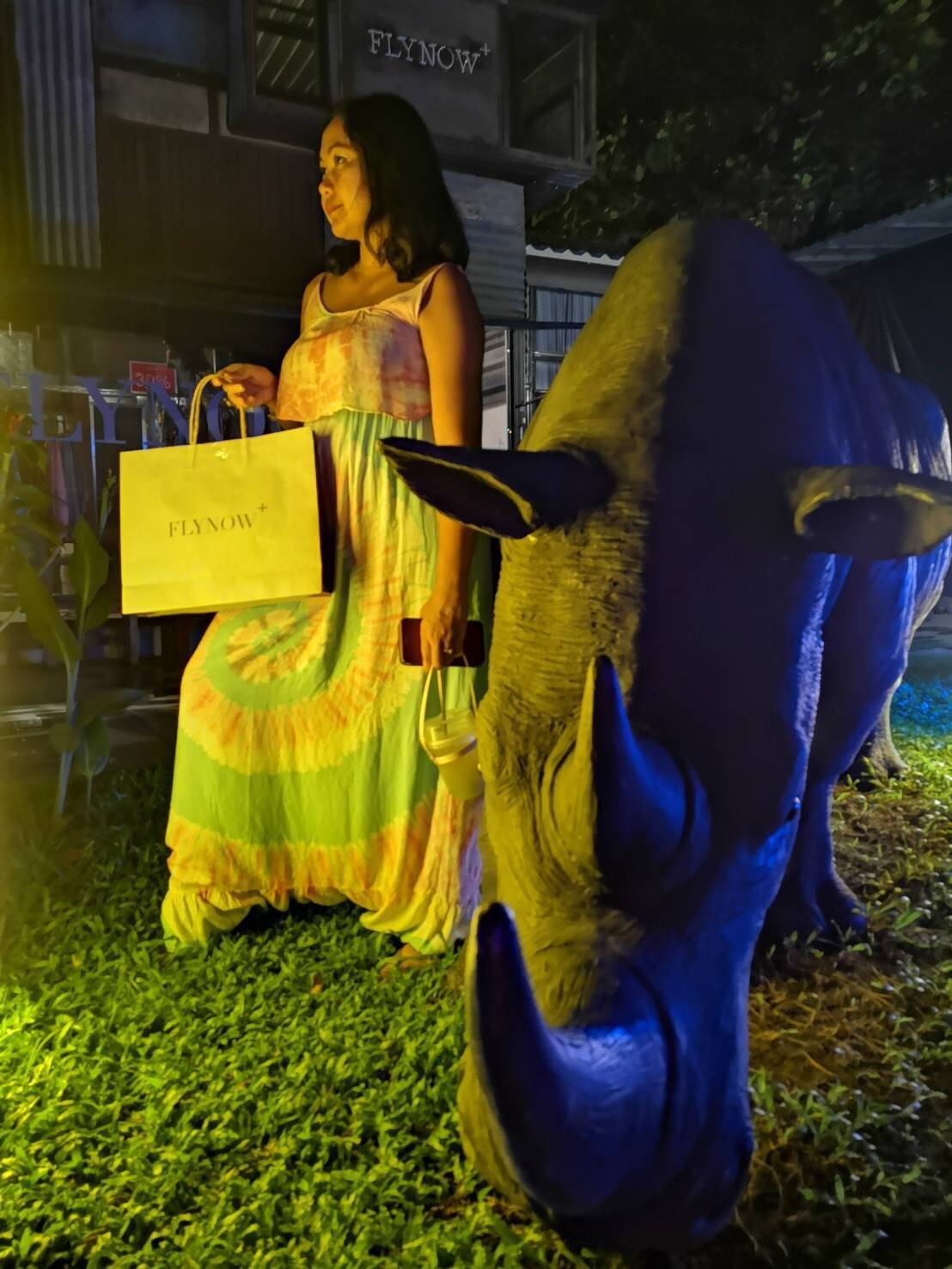 ร้าน FLY NOW Outlet ช่างชุ่ย - Wongnai