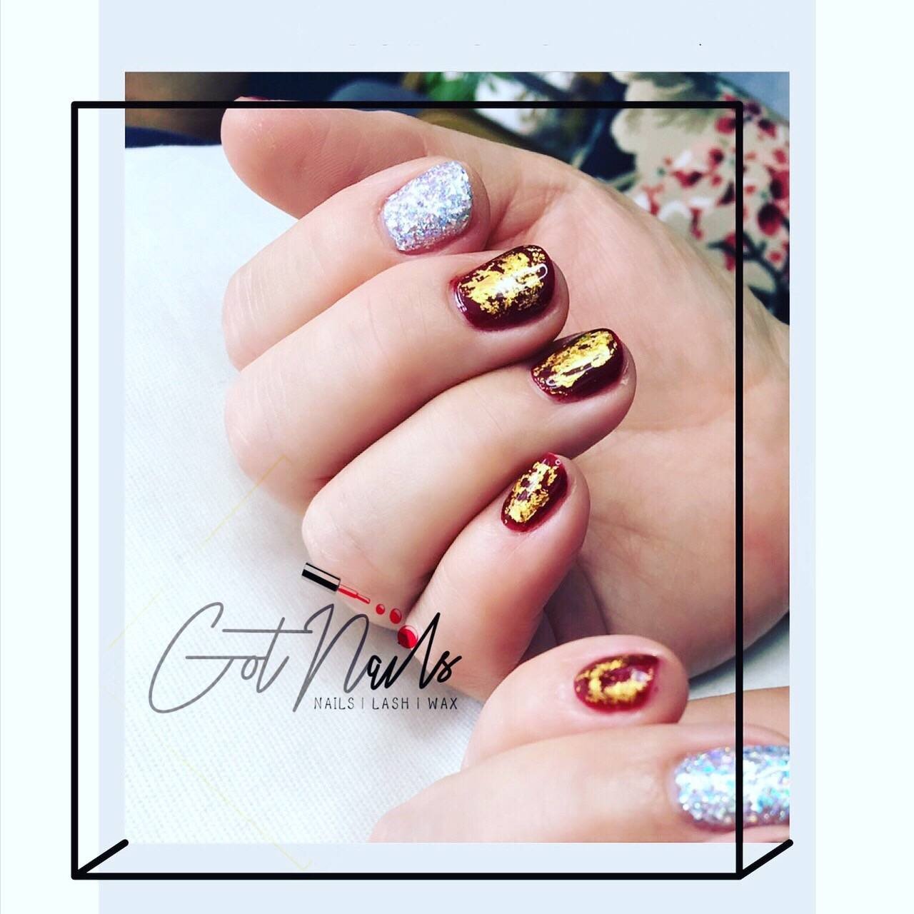 รูป Got Nails เยื้องเดอะซีน ติดกับTMB