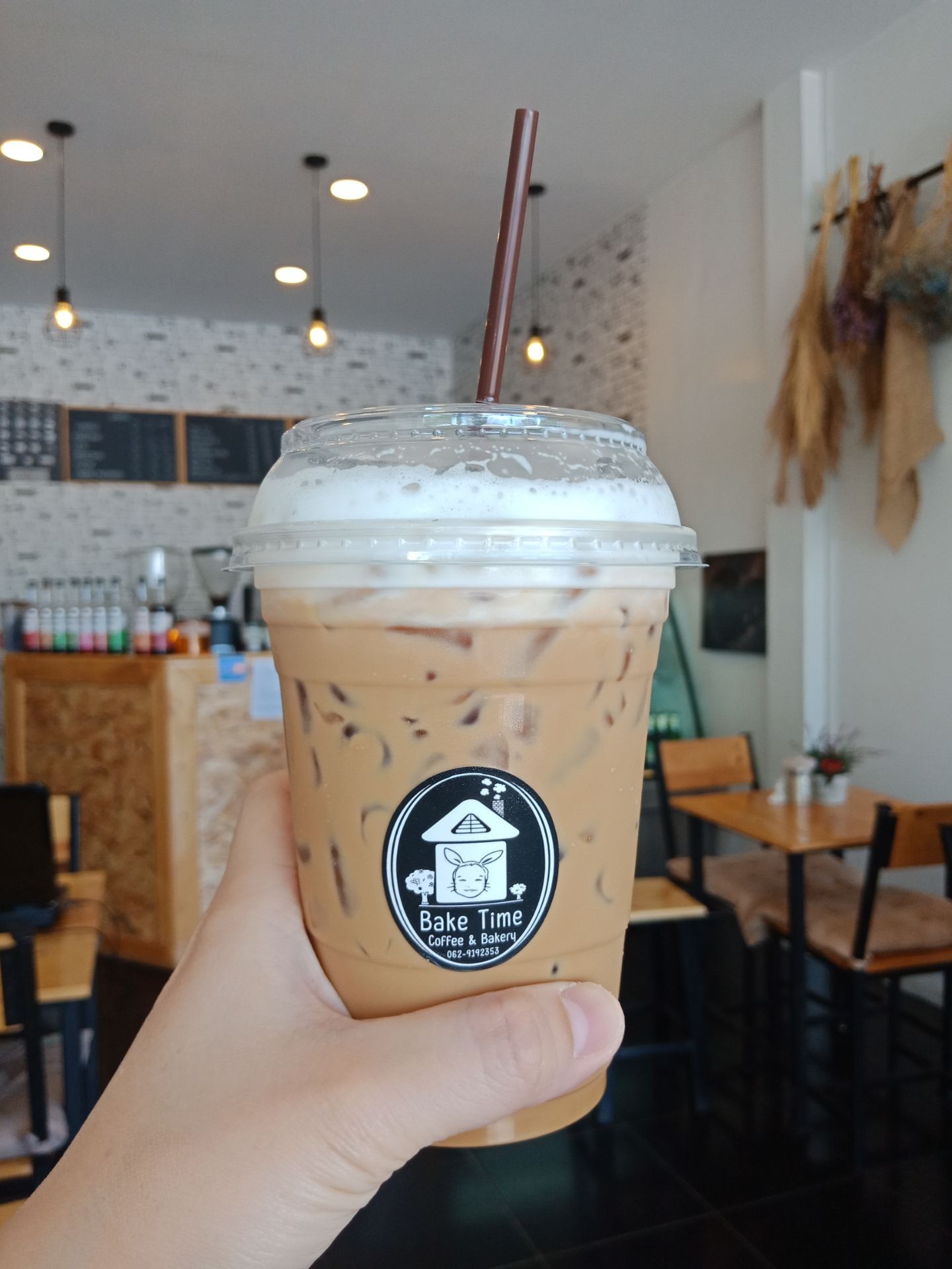 รีวิว Bake Time Coffee&Bakery - ร้านน่ารัก วิวดี ติดแม่น้ำโขง กาแฟหอม ...