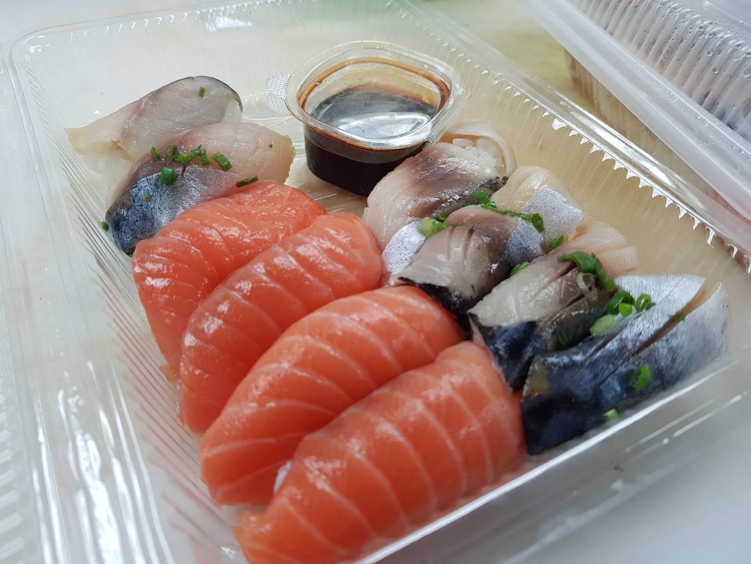รีวิว Fattom Japanese Food Fusion Style - ชูชิ