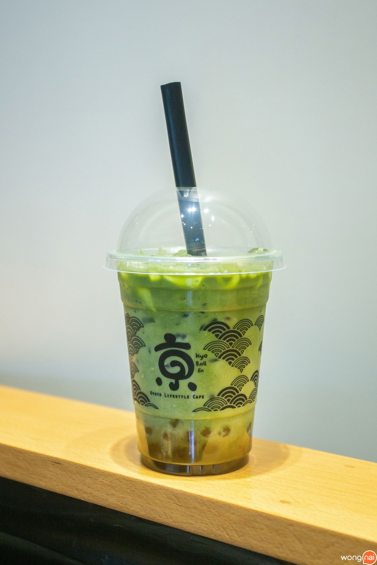 สองสาวชวนลุย 5 ร้านอาหาร ICONSIAM อิ่มฟินกินแหลก พร้อมโปรแจกกระแทกใจ ...