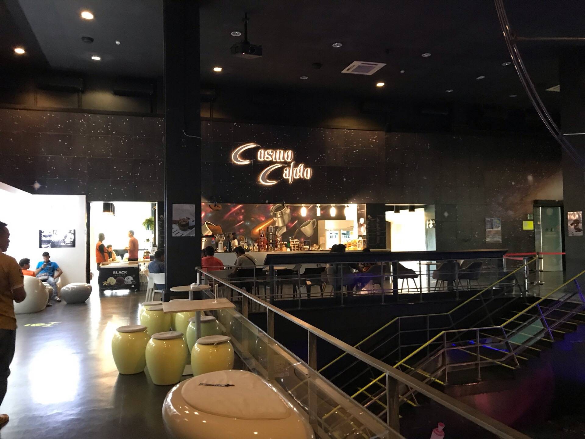 รีวิว Cosmo Cafe'to Cafe - スペースインスピリアム隣接のカフェレストラン