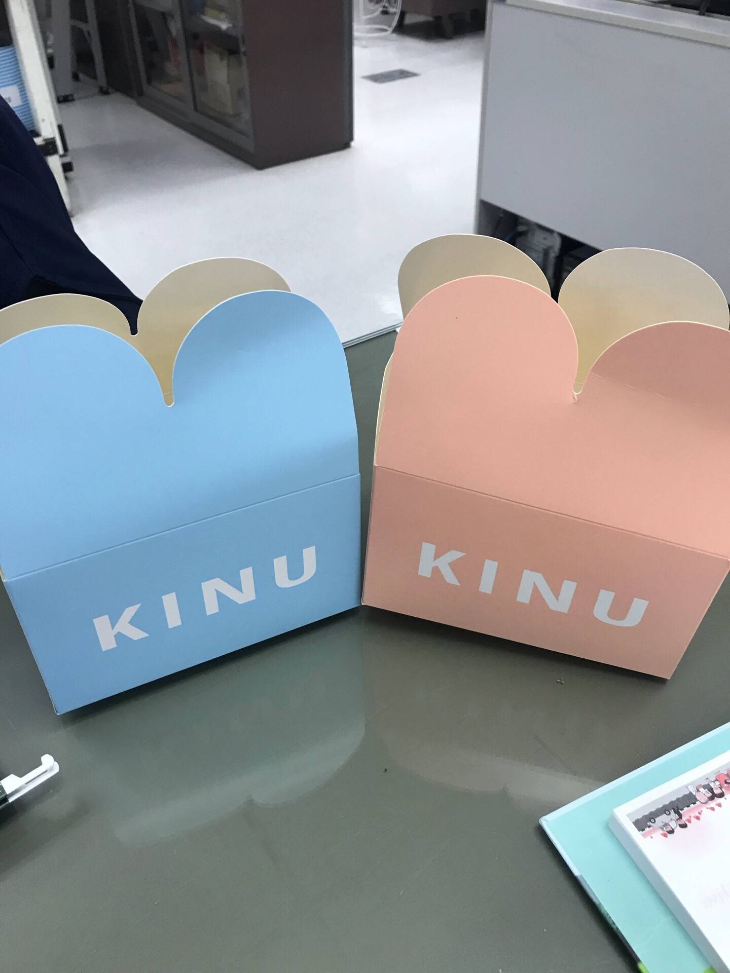 รีวิว คินุโดนัท Kinu Donut อารีย์ - โดนัทที่รอนานโคตรแต่คุ้มที่รอ