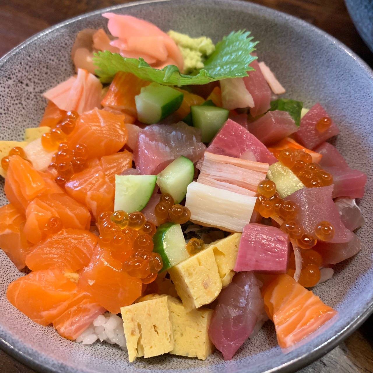 รีวิว Kaneki Japanese Restaurant - อาหารอร่อย คุณภาพดี สมราคา พนักงานน่ารัก