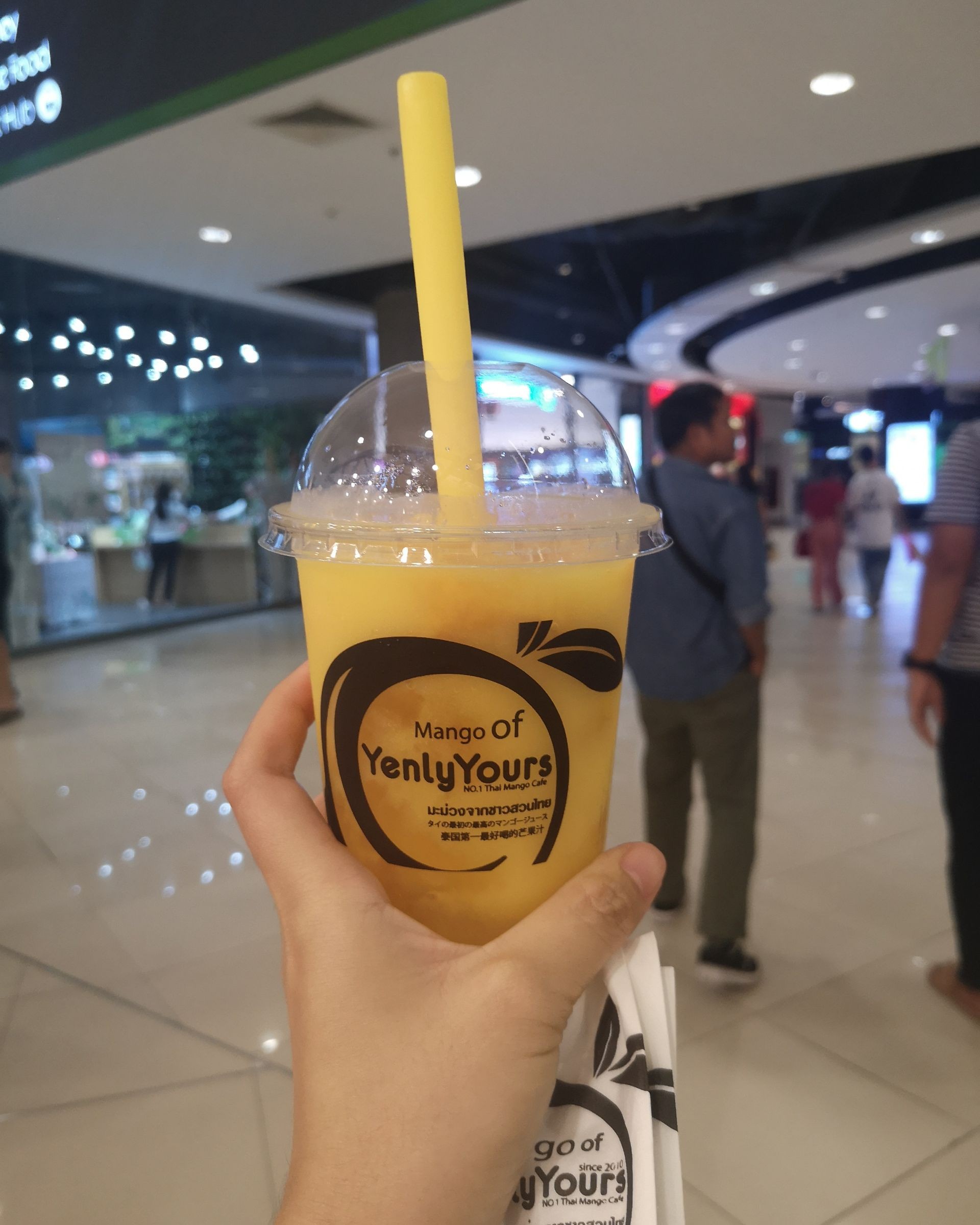 รีวิว Yenly Yours เมกะบางนา - มะม่วง ปั่น ที่อ ร่อ ยที่สุด 🍋🍋🍋🍹