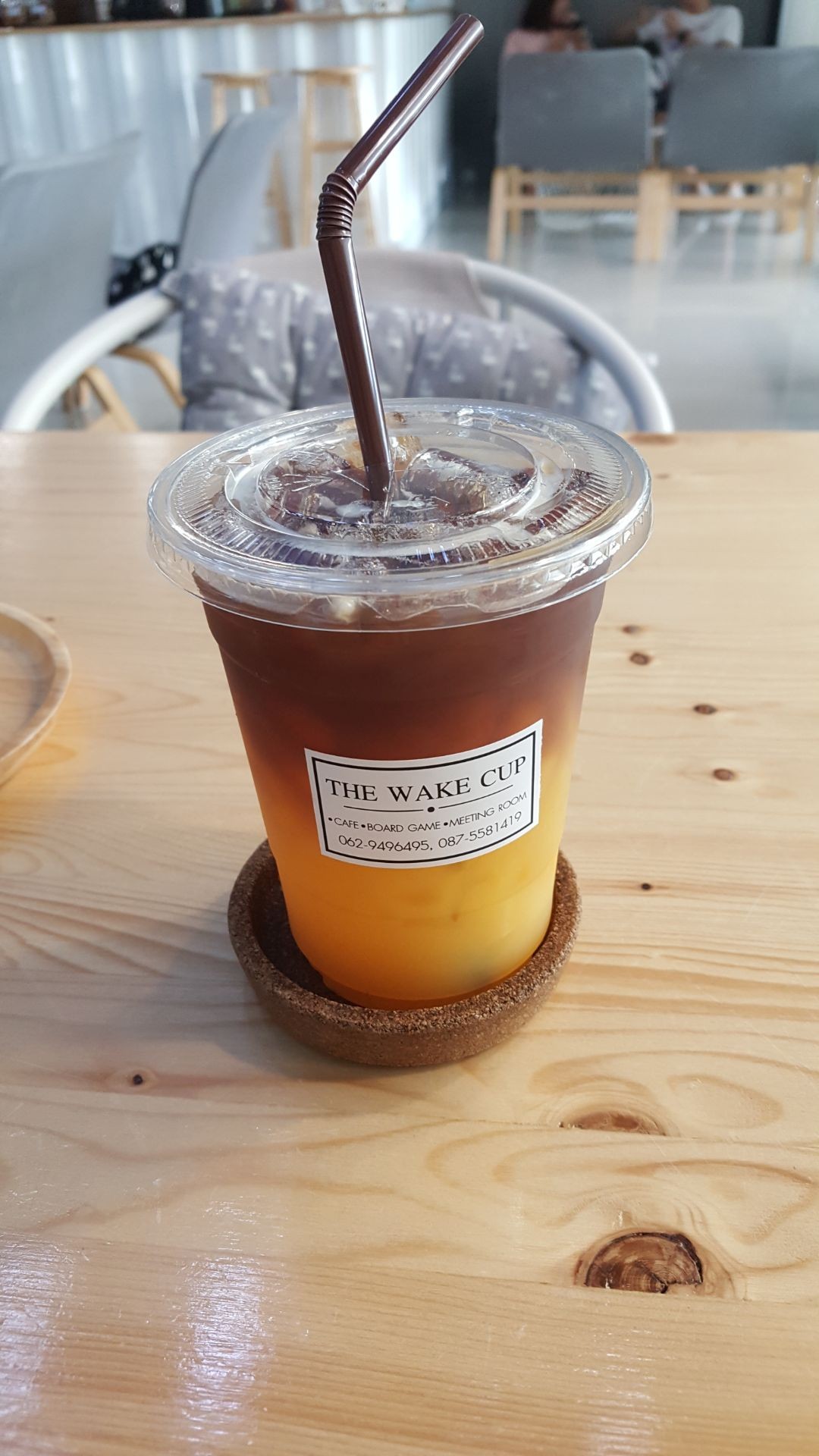 รีวิว The Wake Cup - ร้านน่ารัก บรรยากาศดี ตกแต่งสีขาวน่ารัก รสชาติกาแฟ ...