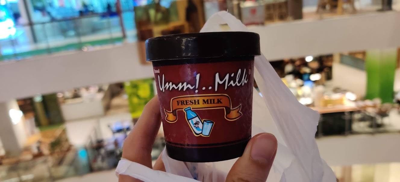 รีวิว Umm!..Milk เซ็นทรัลเวิลด์ - ไอติมนมรสเข้มข้น