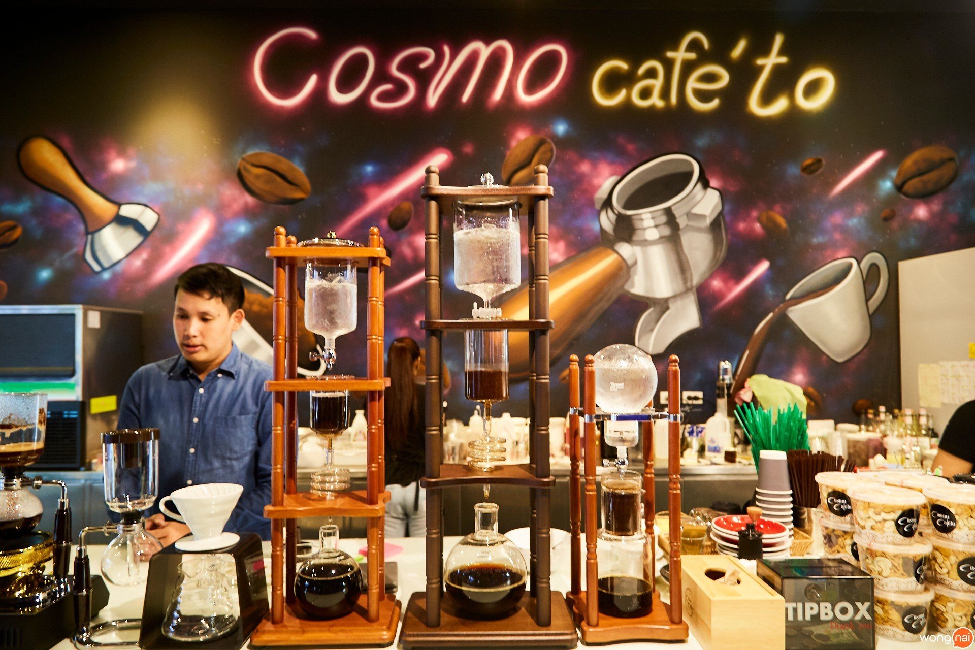 Cosmo Cafe'to คาเฟ่ชลบุรี บรรยากาศแหวกแนว จิบกาแฟแล้วท่องอวกาศ