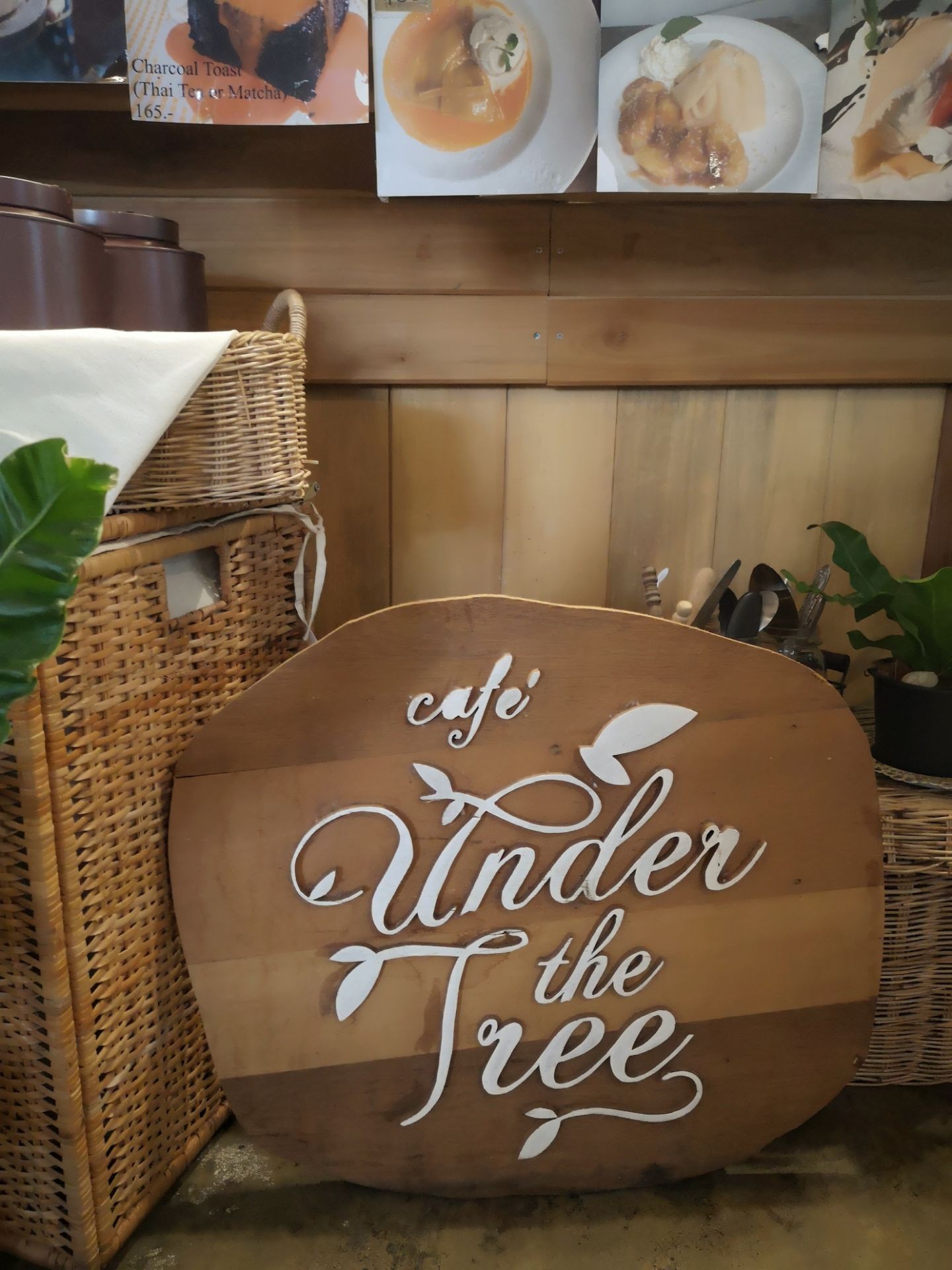 รีวิว Under The Tree Cafe ขอนแก่น - คาเฟ่เล็กๆ บรรยากาศ คล้ายบ้าน ...