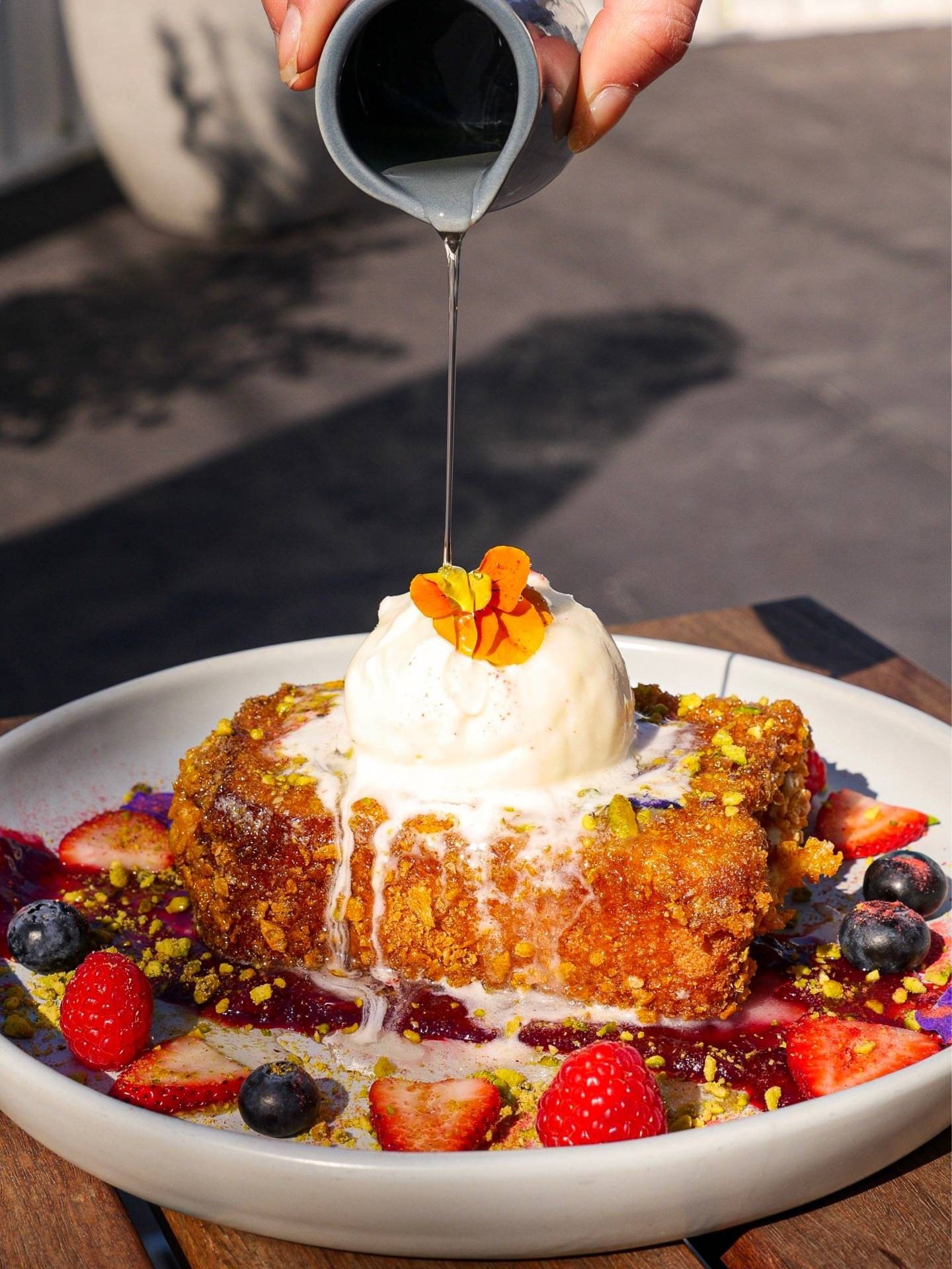 รีวิว Drip Cafe - BEST FRENCH TOAST I EVER HAD! So unique. Inspired by ...