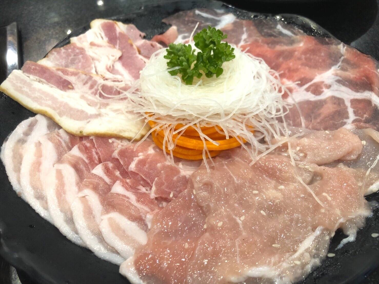สุกี้ชุดประหยัด ร้าน Neo suki เซ็นทรัลพลาซา เวสต์เกต - Wongnai