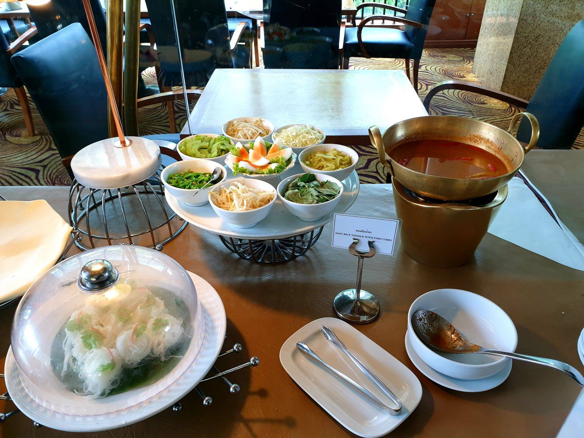 ซุ้มขนมจีน ร้าน Montien Riverside โรงแรมมณเฑียรริเวอร์ไซด์ - Wongnai