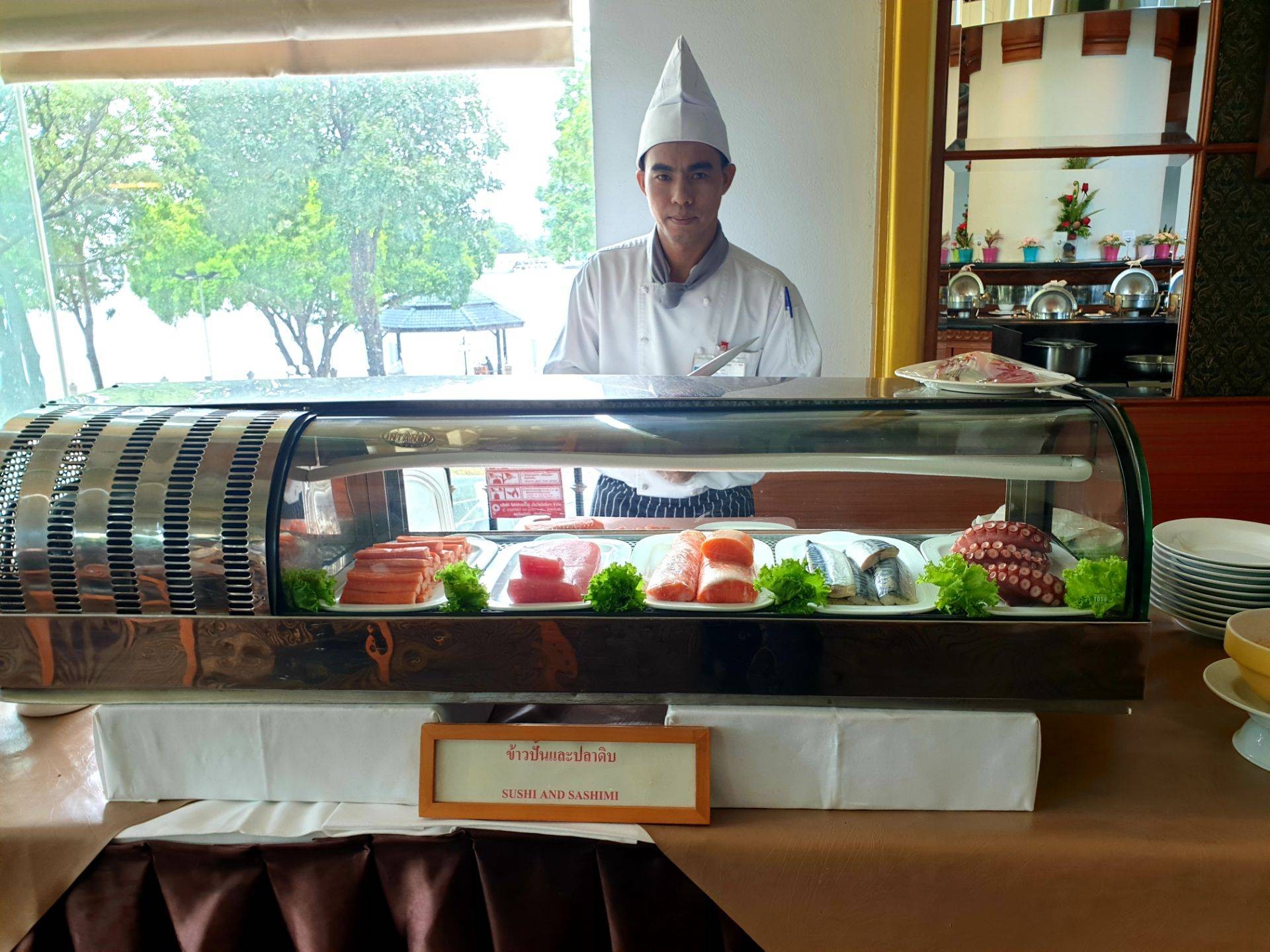 ซูชิบาร์ ร้าน Montien Riverside โรงแรมมณเฑียรริเวอร์ไซด์