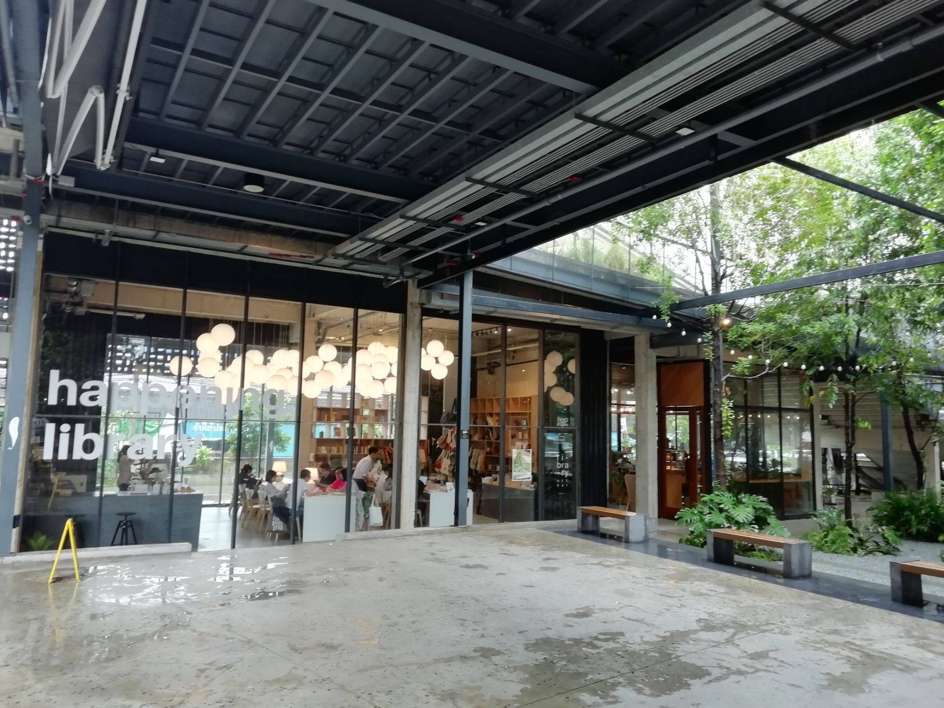 รีวิว ไล-บรา-รี่ dadfa market park ดาดฟ้า ลาซาล - คาเฟ่สายอาร์ท